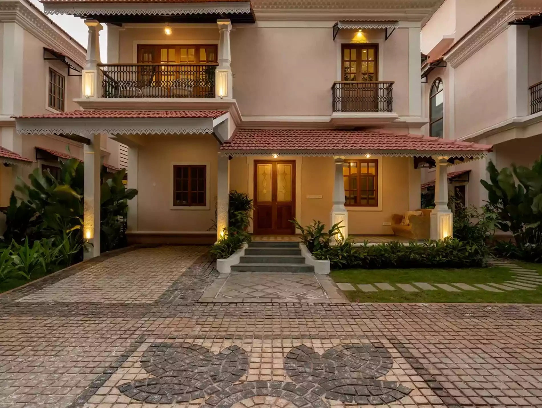 3 BHK with Pvt Pool near Baga 𝗕𝗢𝗢𝗞 Goa Villa
