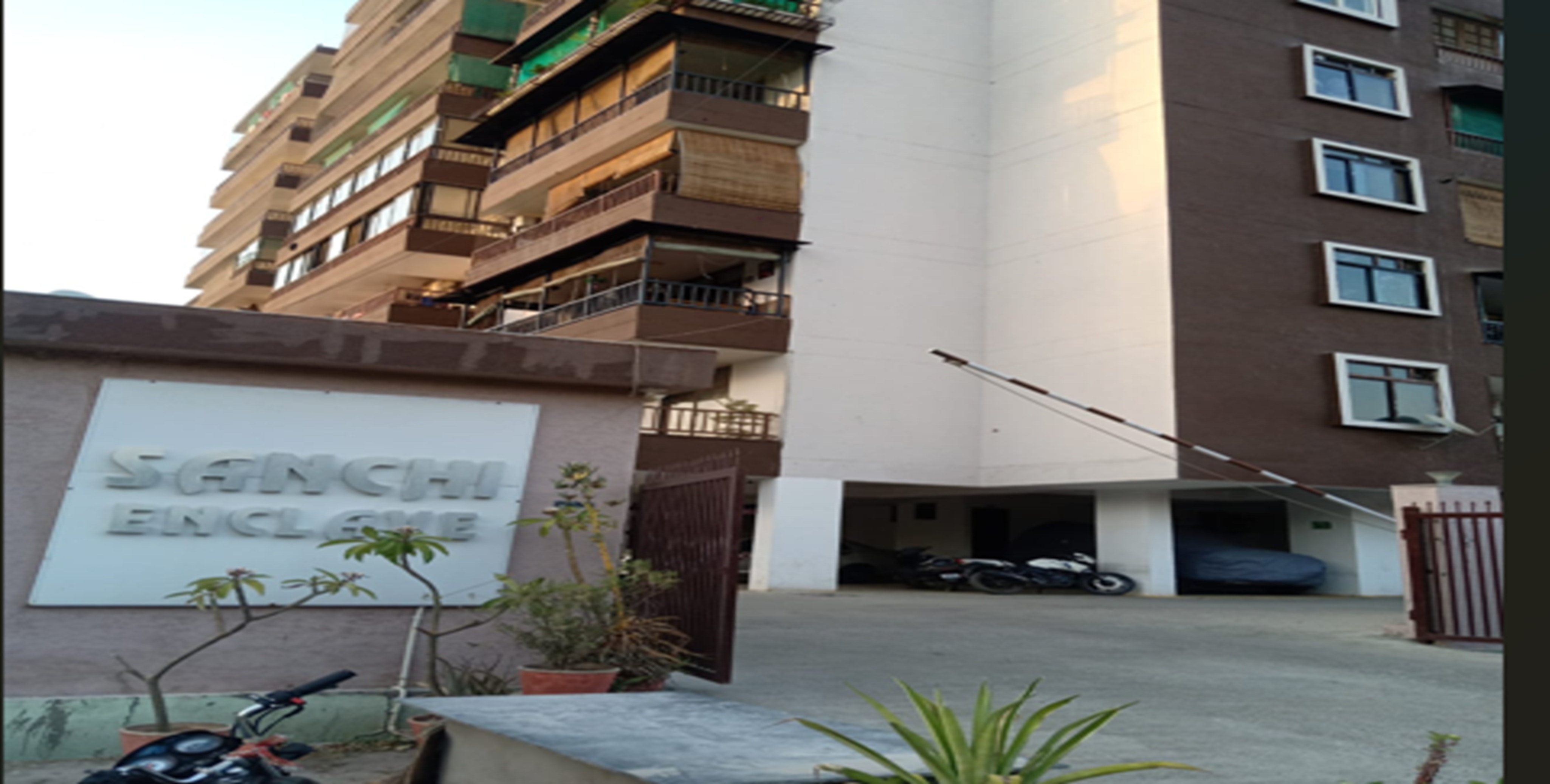 Secure Meter Guest House-Udaipur 𝗕𝗢𝗢𝗞 Udaipur Apartment