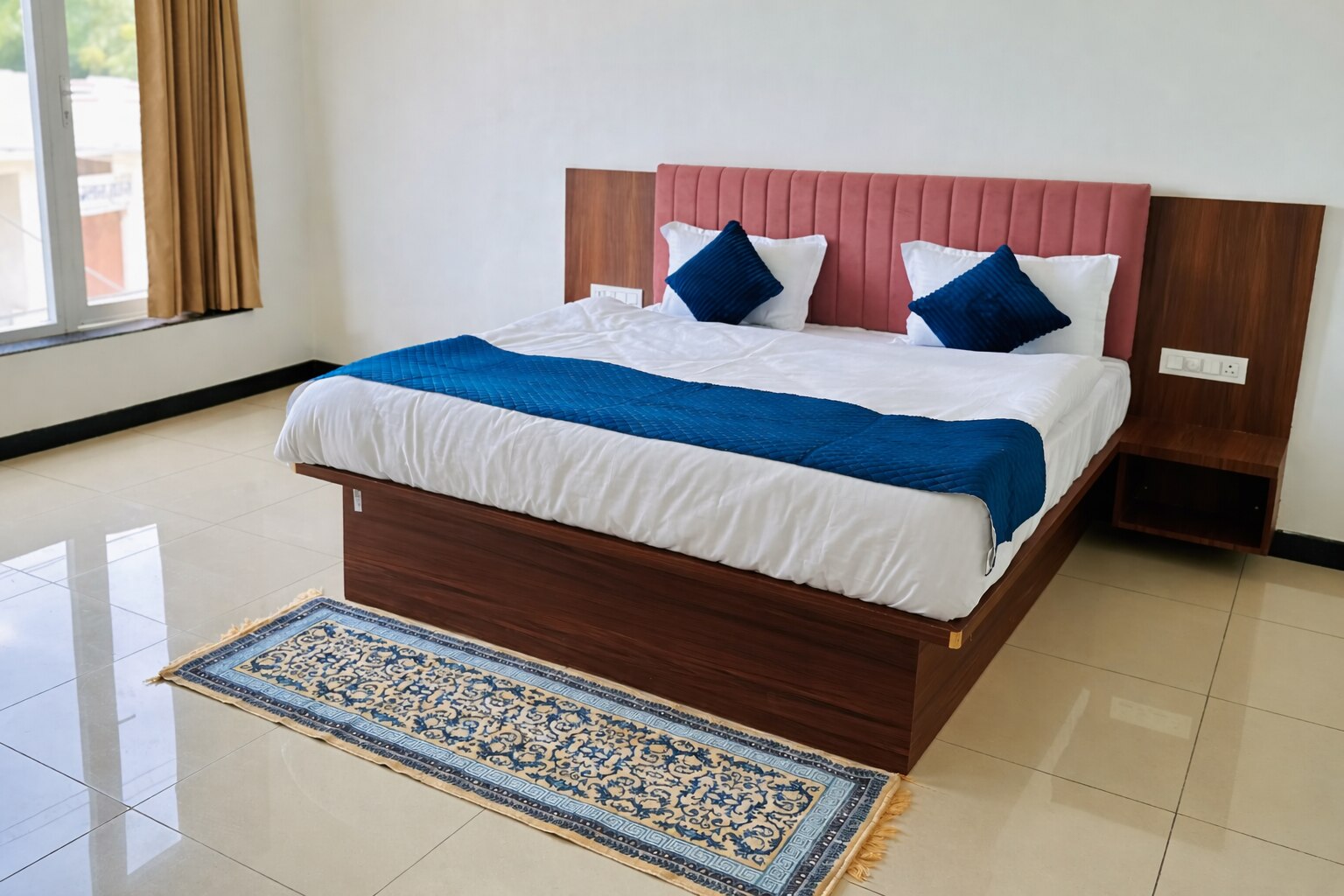 BP Lake View Hotel 𝗕𝗢𝗢𝗞 Udaipur Hotel
