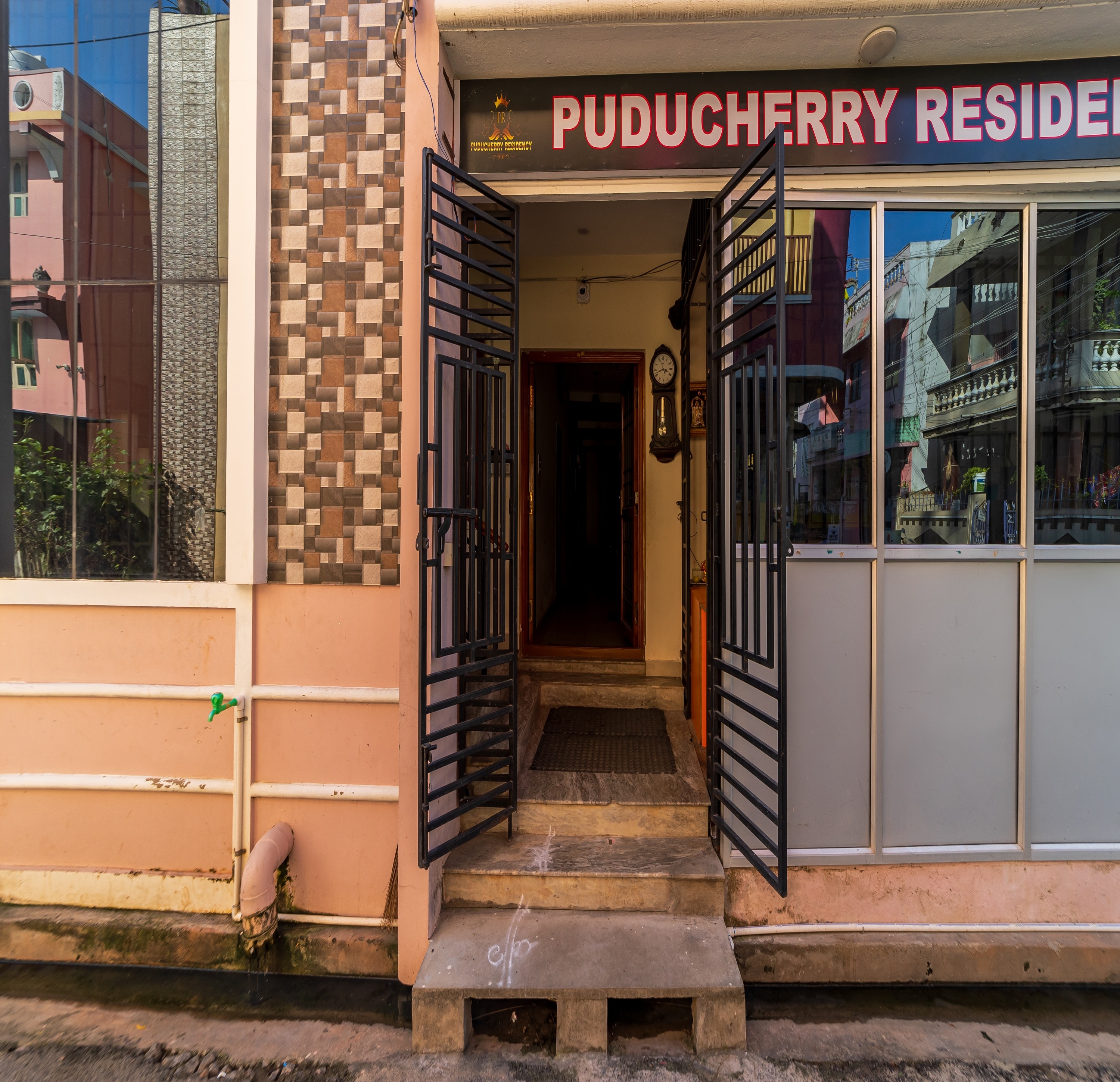 Rooms of Puducherry Residency - Guest House in Pondicherry