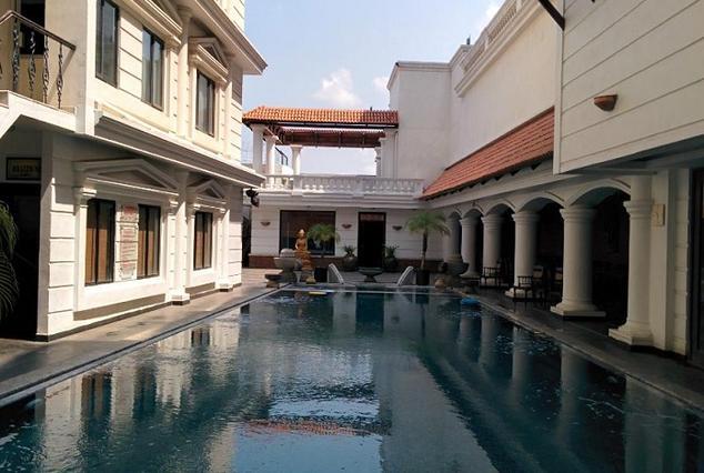 Swimming Pool5