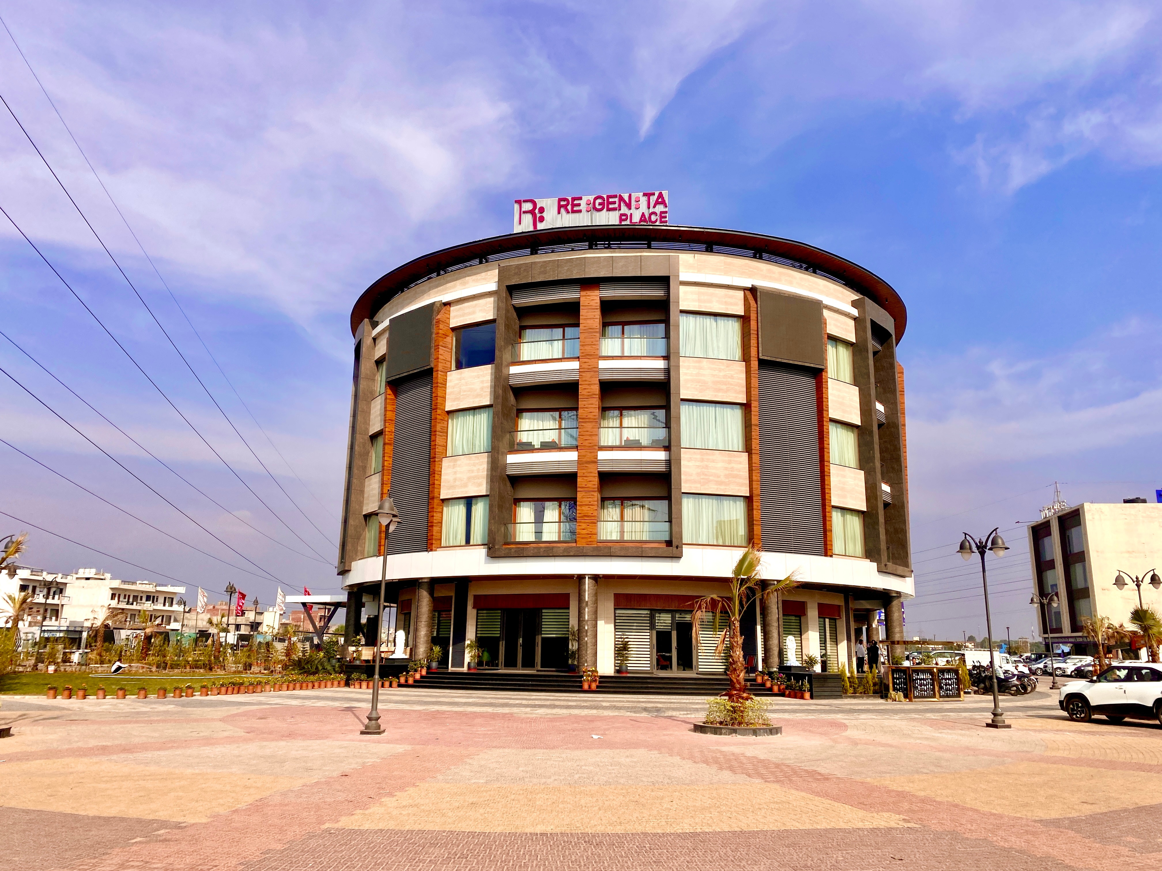 Regenta Place Chandigarh Mohali 𝗕𝗢𝗢𝗞 Mohali Hotel