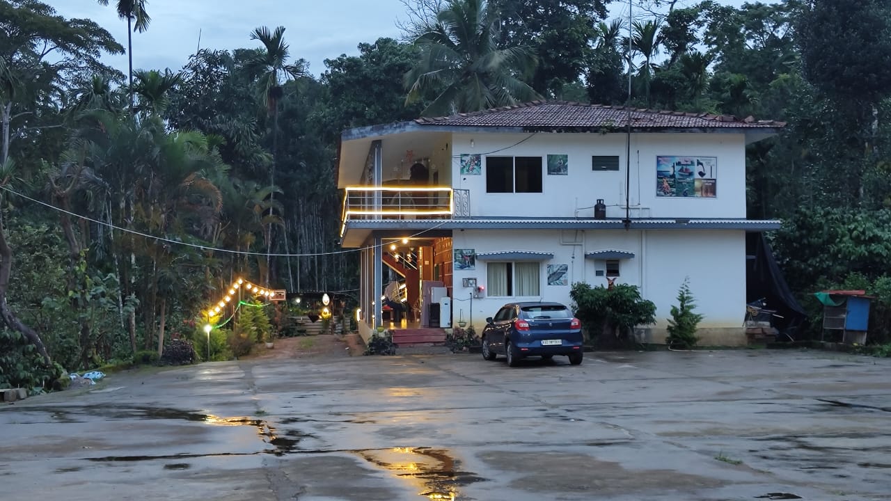 Coorg Hill View Estates stay 𝗕𝗢𝗢𝗞 Coorg Homestay