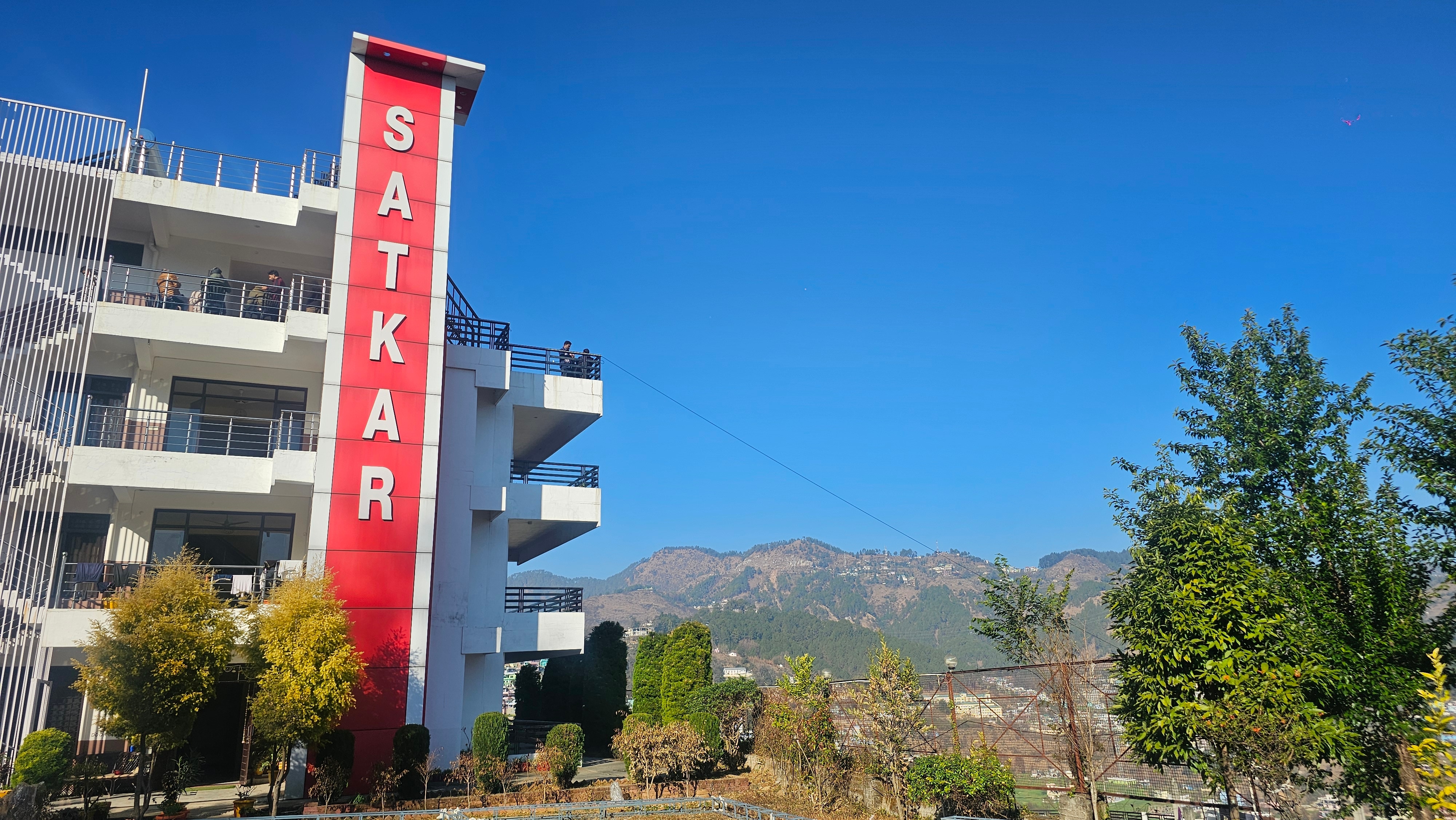 Hotel Satkar 𝗕𝗢𝗢𝗞 Pithoragarh Hotel