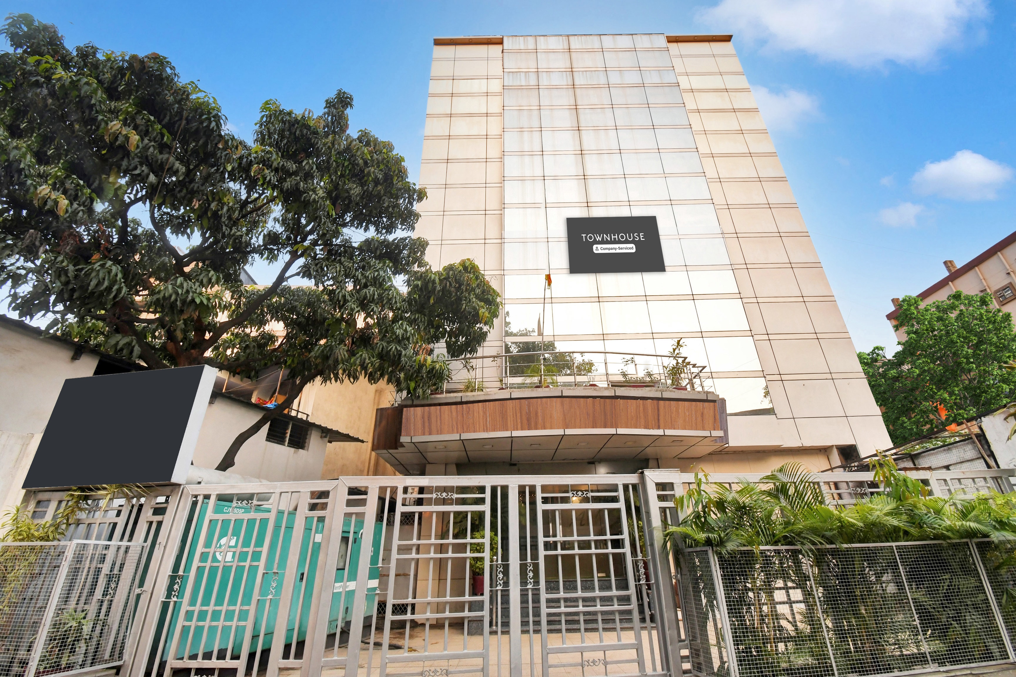 Super Townhouse Ranchi Near Railway Station Hotel Ranchi - Reviews ...