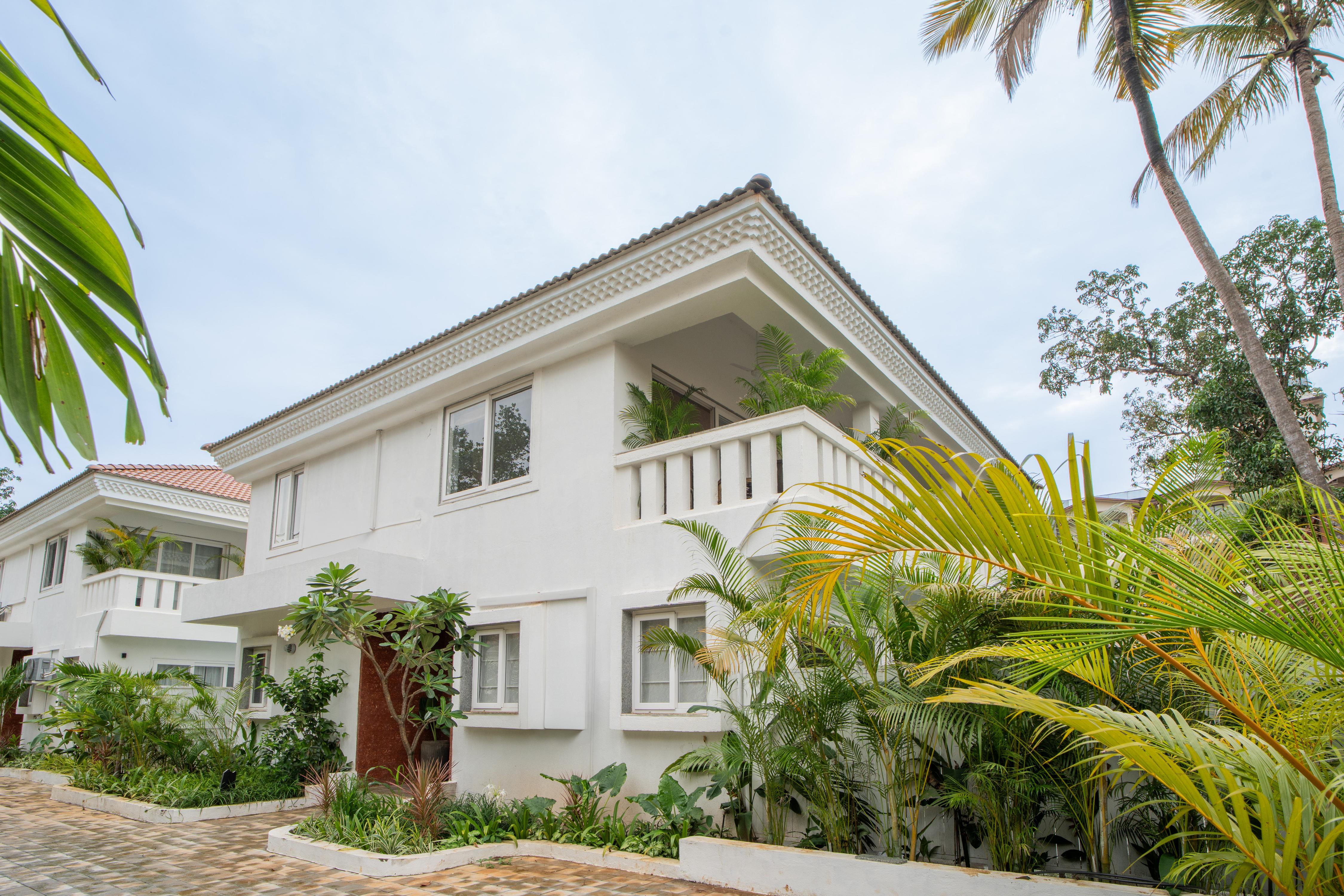 ELIVAAS Villa Aarna | 3 BHK Villa Near Ozran Beach with Pvt Pool 𝗕𝗢𝗢𝗞 ...