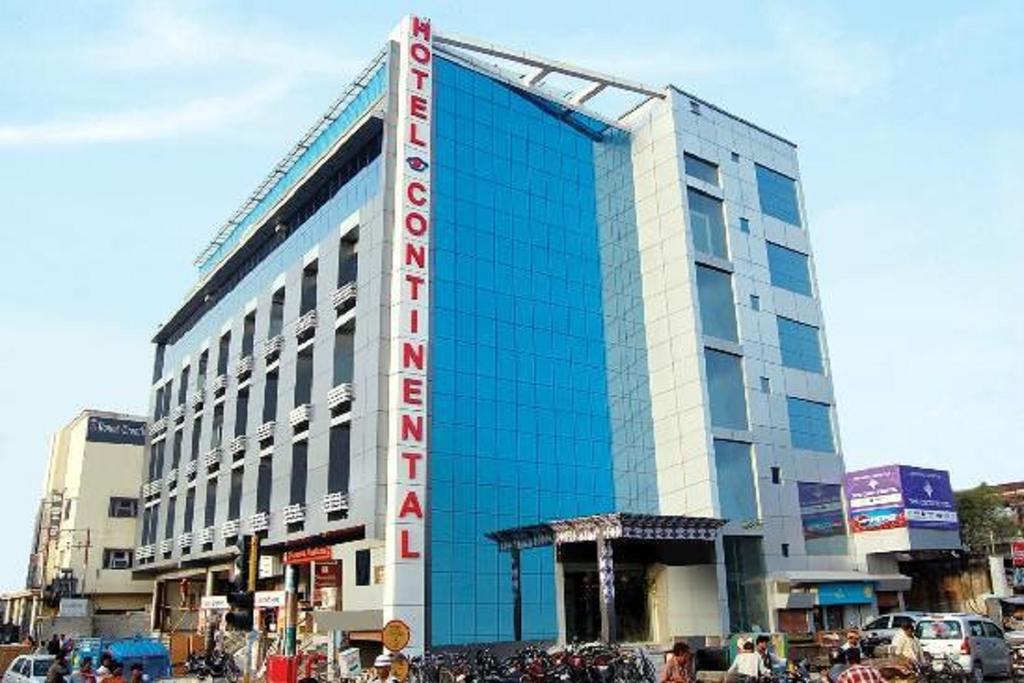 Hotel Continental 𝗕𝗢𝗢𝗞 Lucknow Hotel