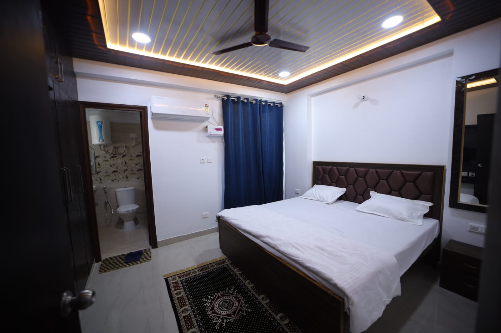 Lakshya Home Stay 𝗕𝗢𝗢𝗞 Varanasi Apartment
