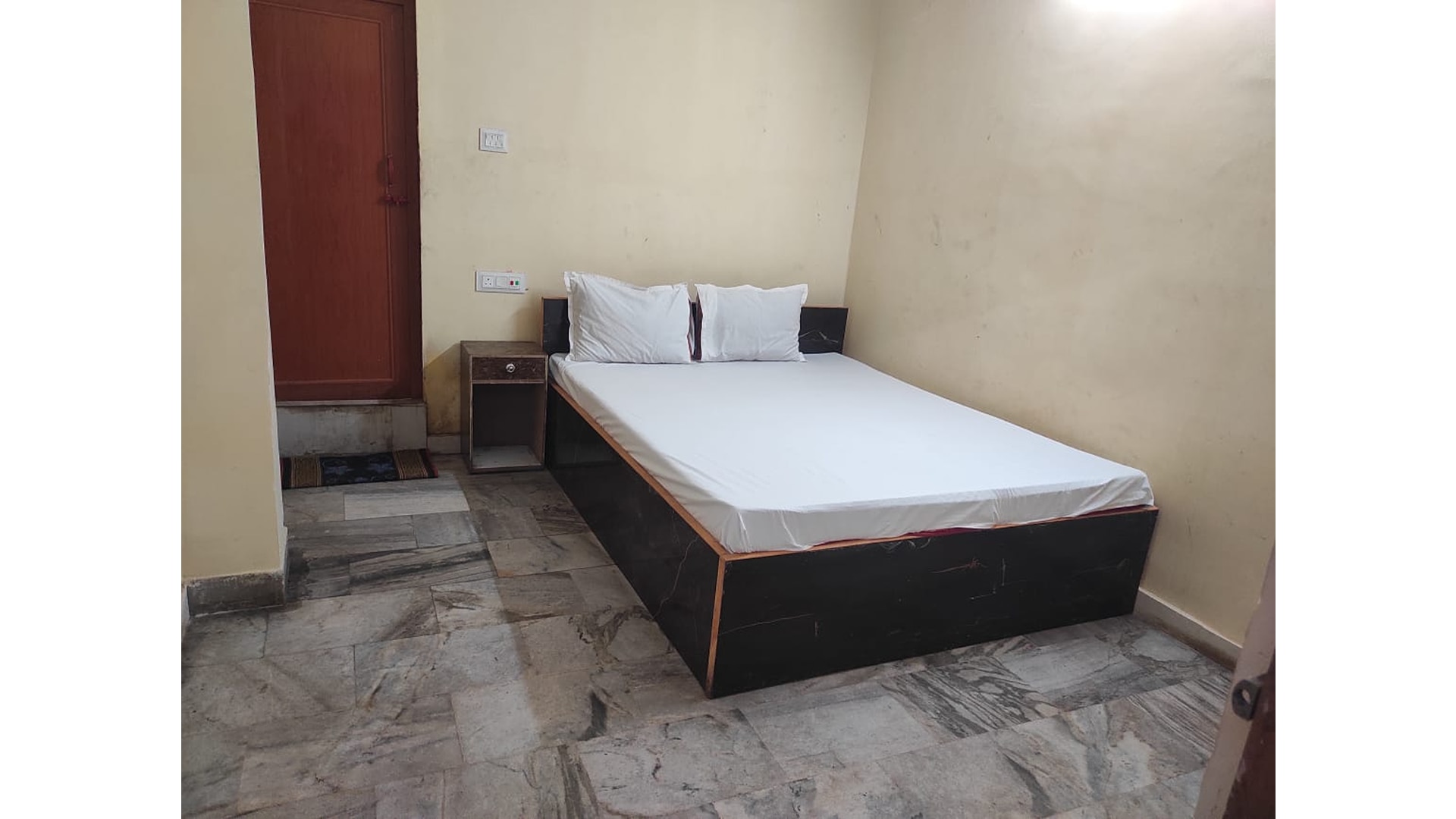 Hotel Sunshine Howrah, Howrah Start From AED 48 per night - Price ...