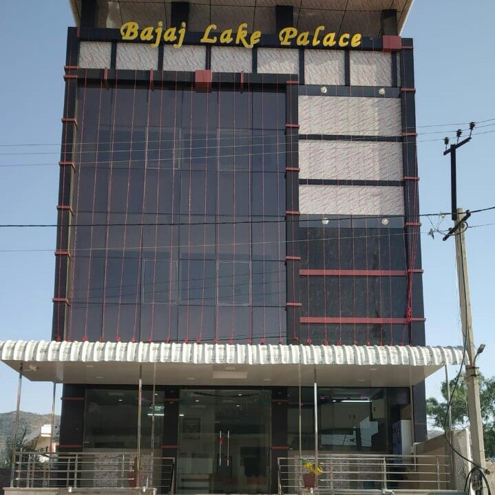 Bajaj Lake Palace 𝗕𝗢𝗢𝗞 Pushkar Hotel