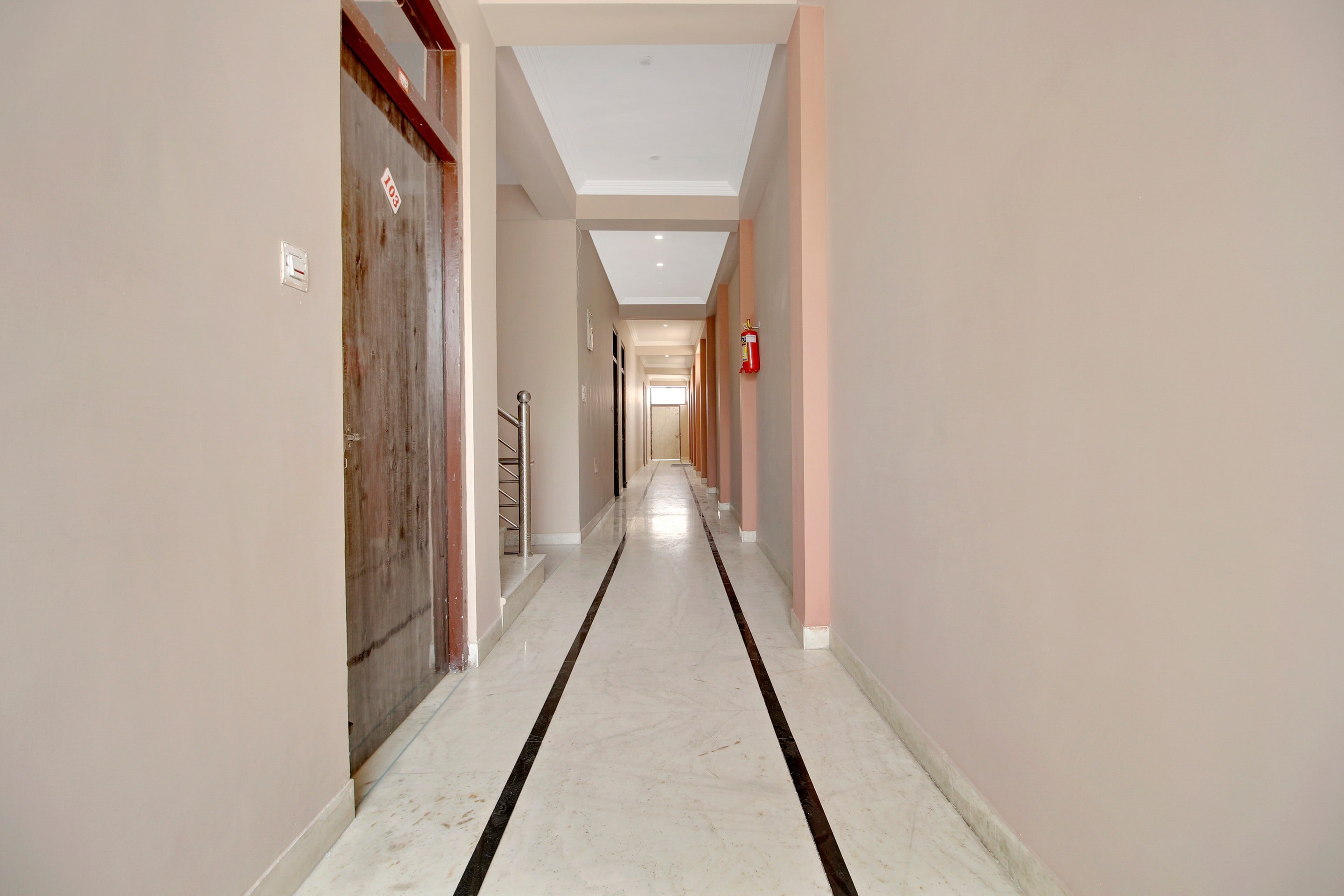 Hotel O Dream House 𝗕𝗢𝗢𝗞 Pushkar Hotel