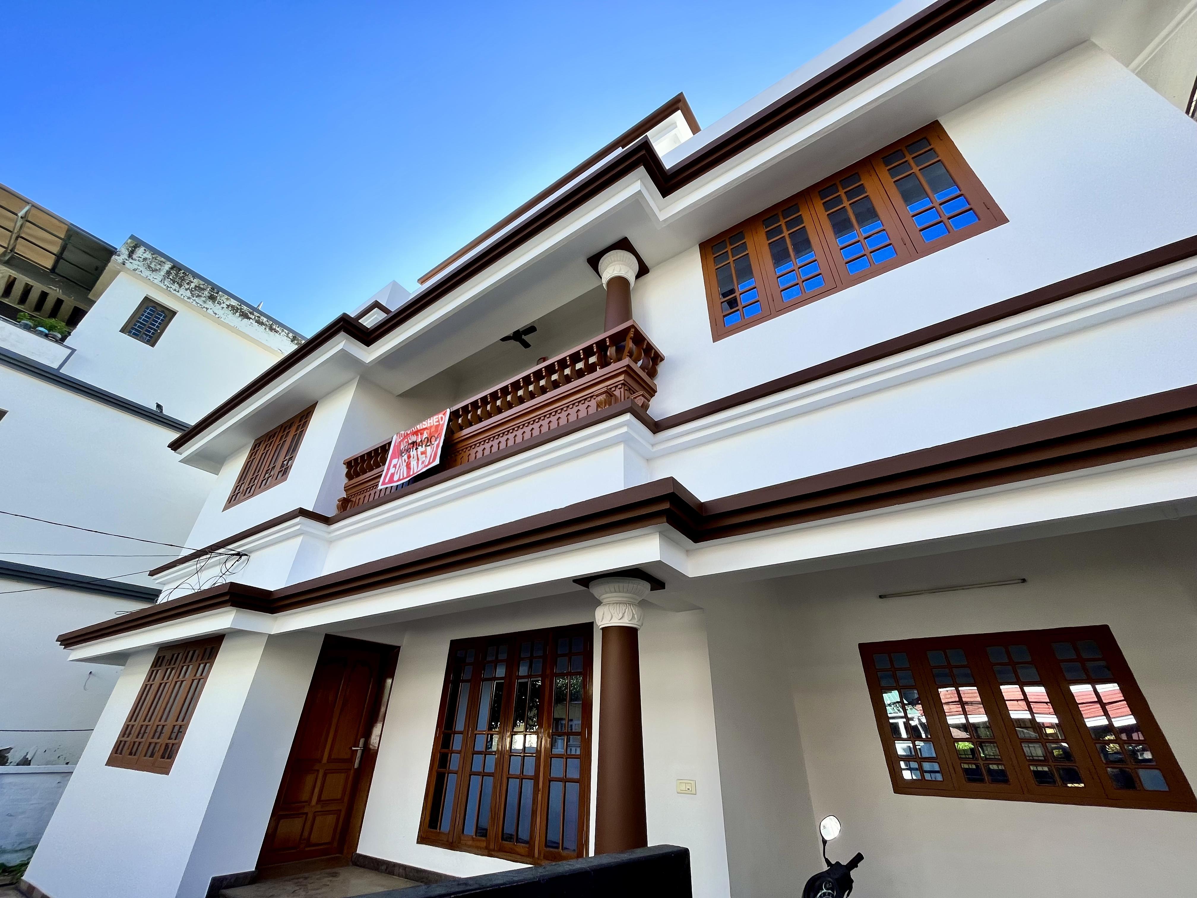 Baithul falah 𝗕𝗢𝗢𝗞 Cochin Villa