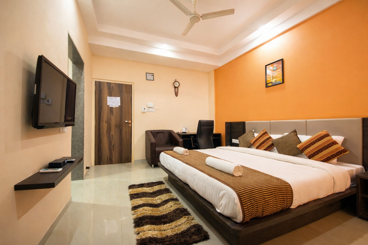Budget Inn Service Apartments - Tiger Plaza 𝗕𝗢𝗢𝗞 Dahej Hotel