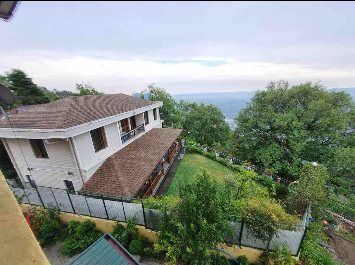 Halfway house 𝗕𝗢𝗢𝗞 Mussoorie Homestay