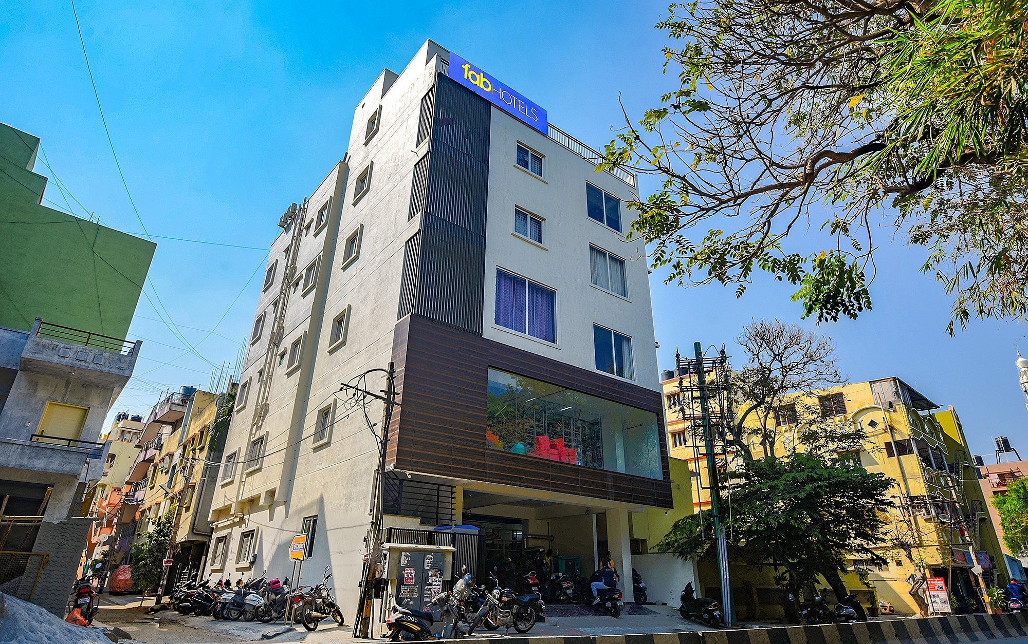 FabHotel GR Lake View - BTM Layout 𝗕𝗢𝗢𝗞 Bangalore Hotel