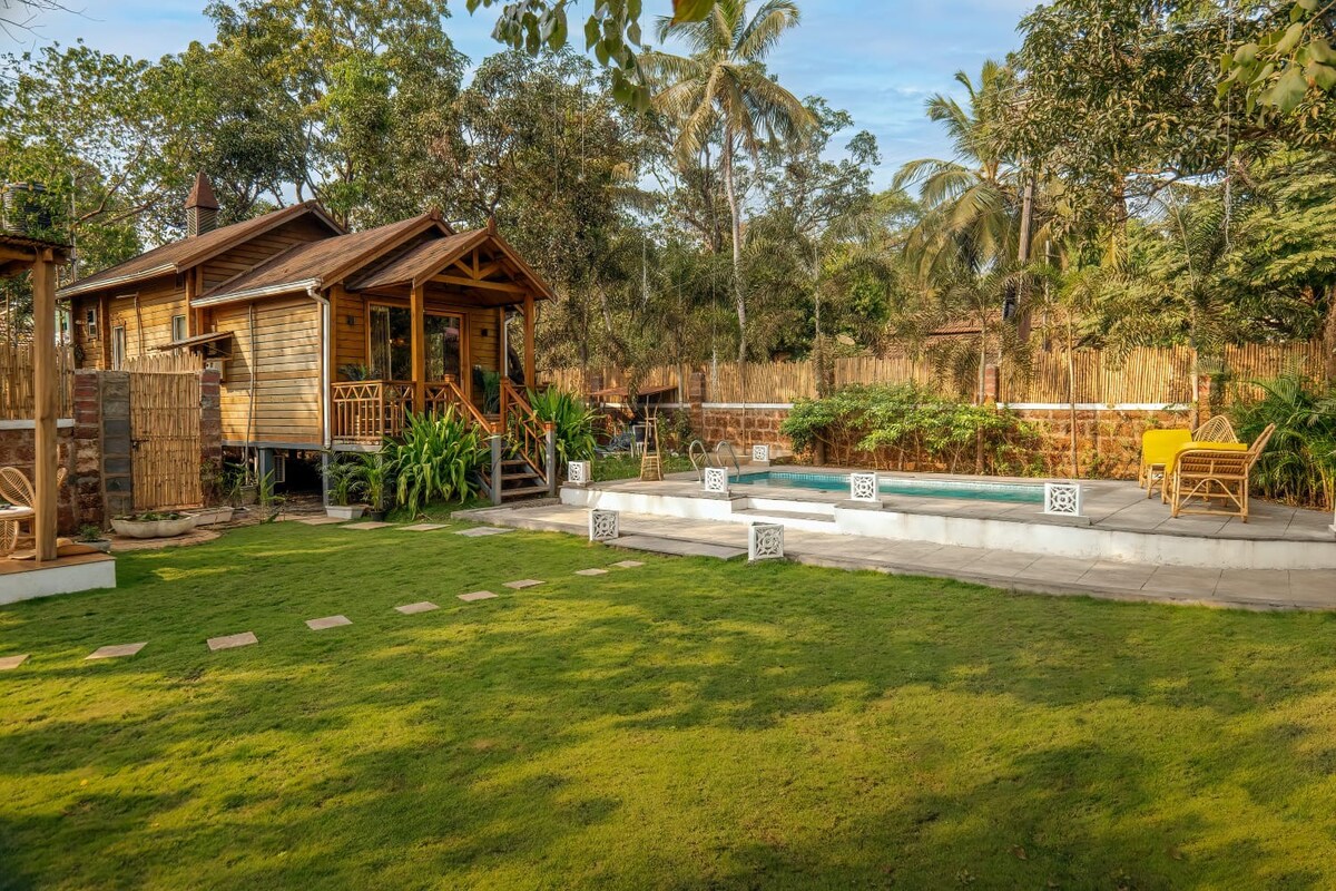 Assagao Chalet by Masaya Stays/1 bed with pvt pool 𝗕𝗢𝗢𝗞 Goa Villa