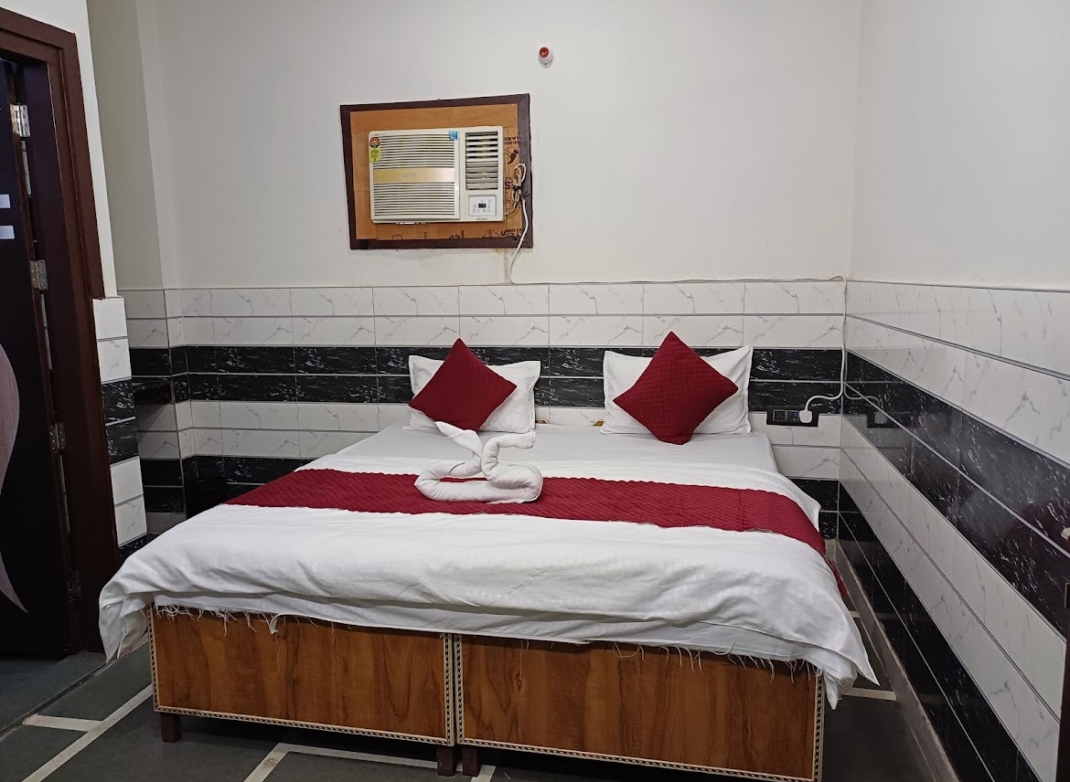Happy stay hotel Delhi - Reviews, Photos & Offer