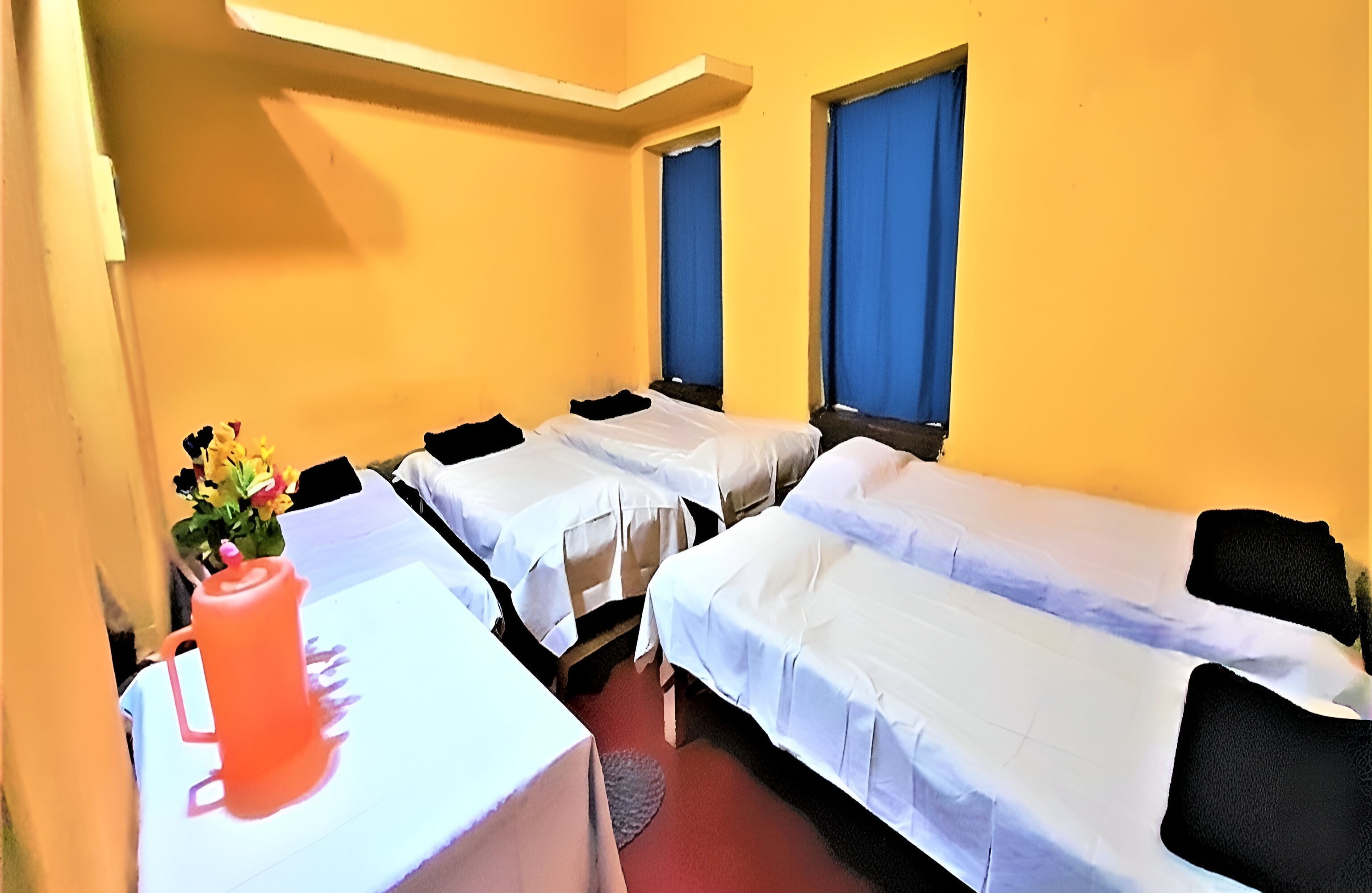 The OLD house || Budget Dormitory Beds in Shantiniketan 𝗕𝗢𝗢𝗞 ...