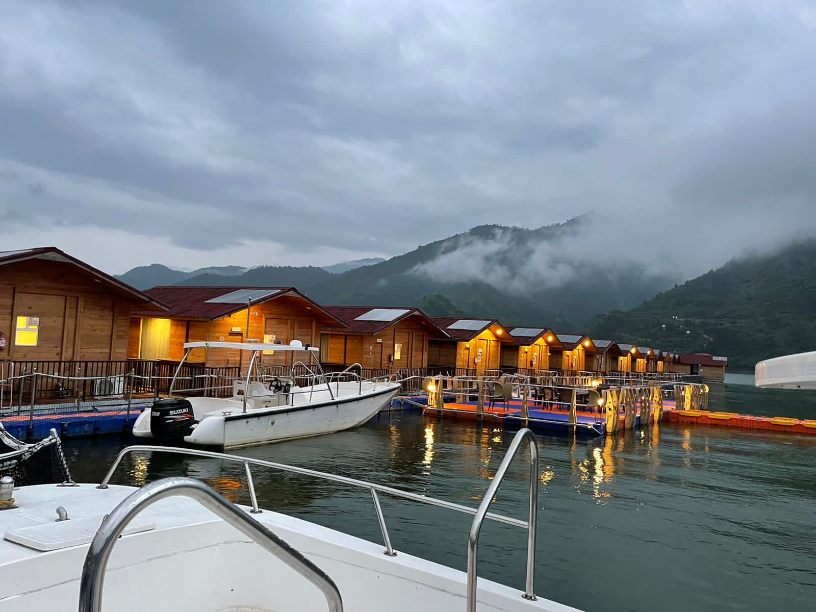 Le ROI Floating Huts & Eco Rooms, Tehri Start From AED 190 per night ...