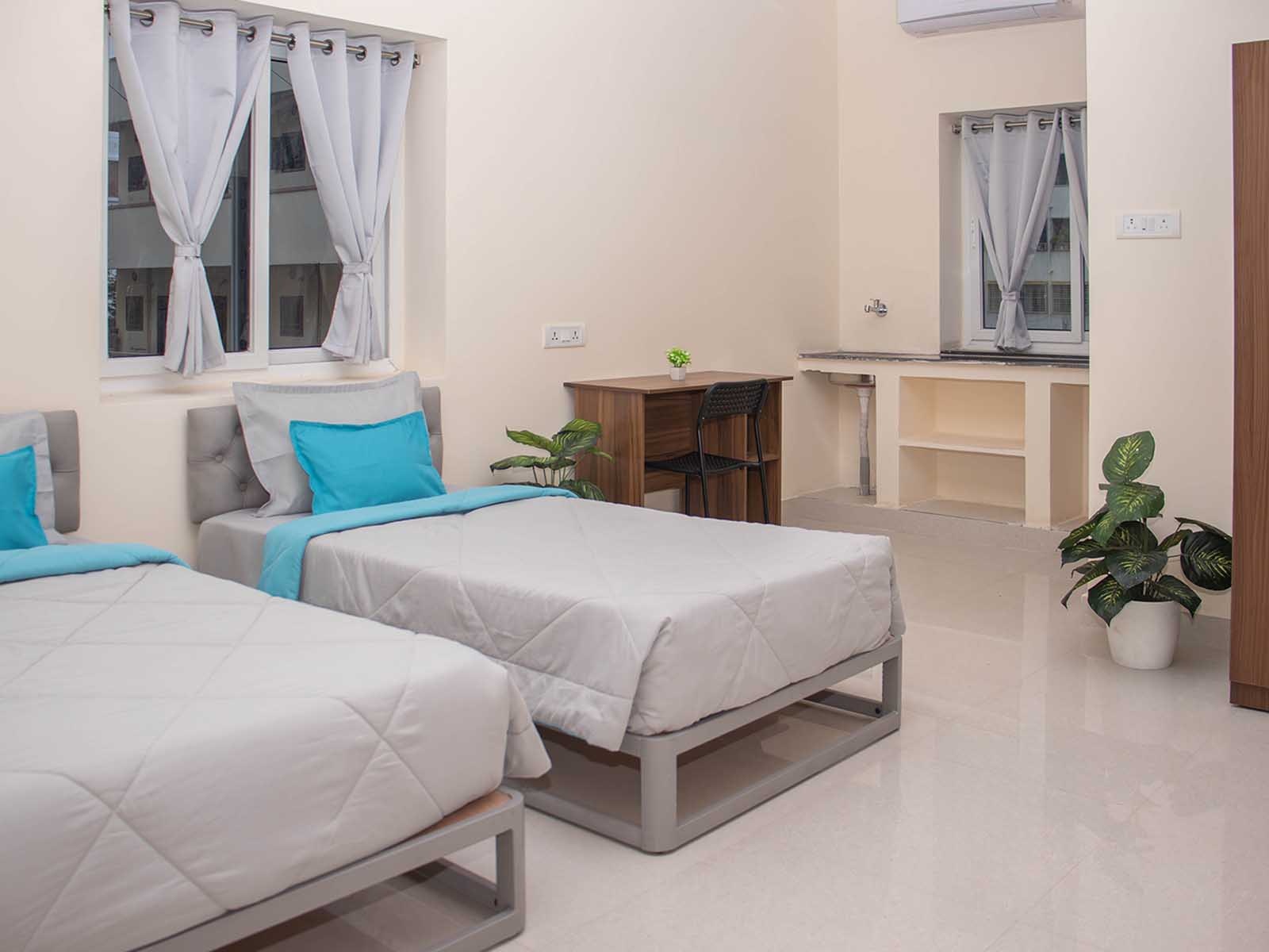 Z Express Eminent Hotel Hyderabad - Reviews, Photos & Offer