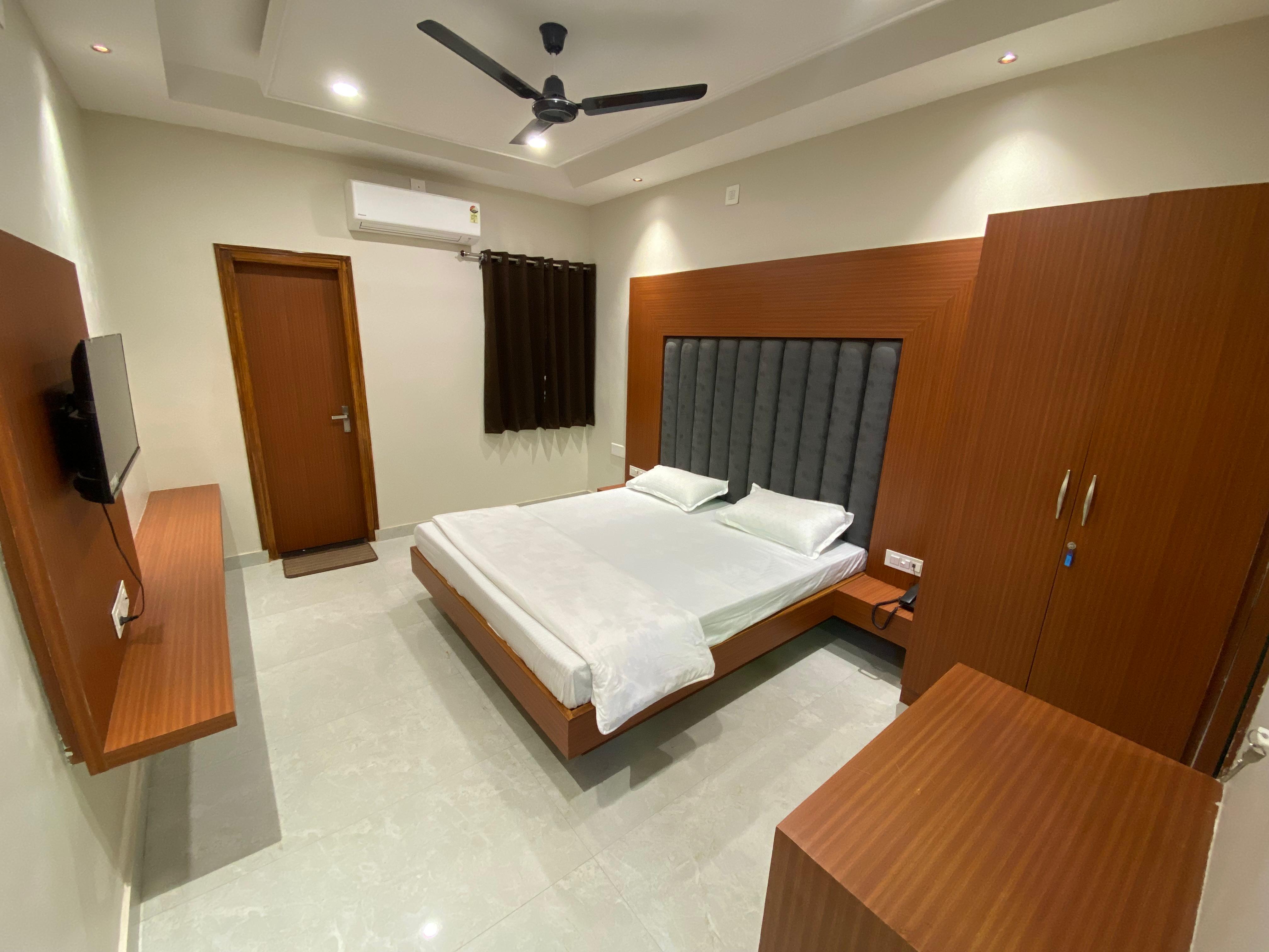 Devi Villa 𝗕𝗢𝗢𝗞 Bikaner Guest House