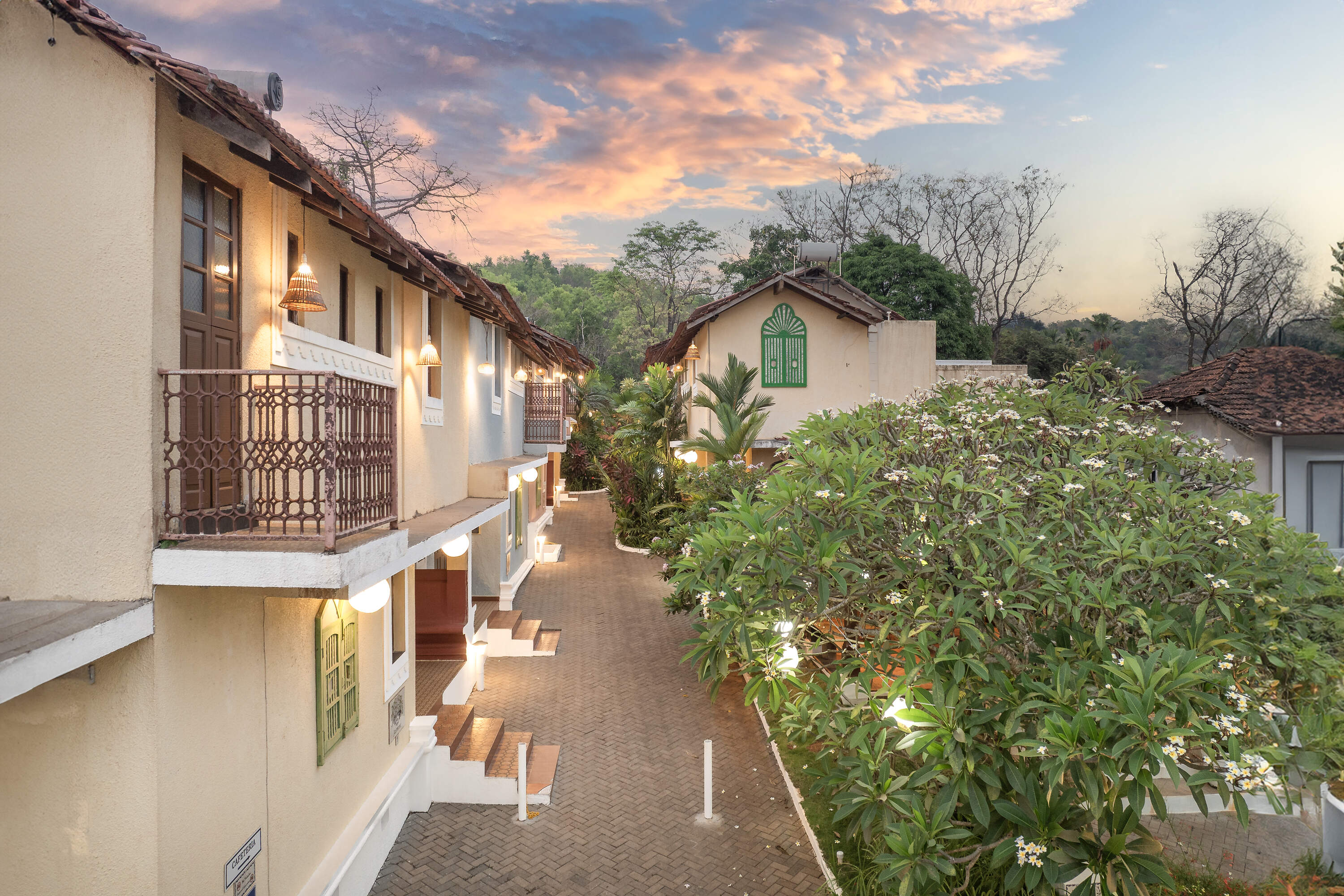 Echor Avontade Pool Villas Anjuna Goa 𝗕𝗢𝗢𝗞 Goa Villa