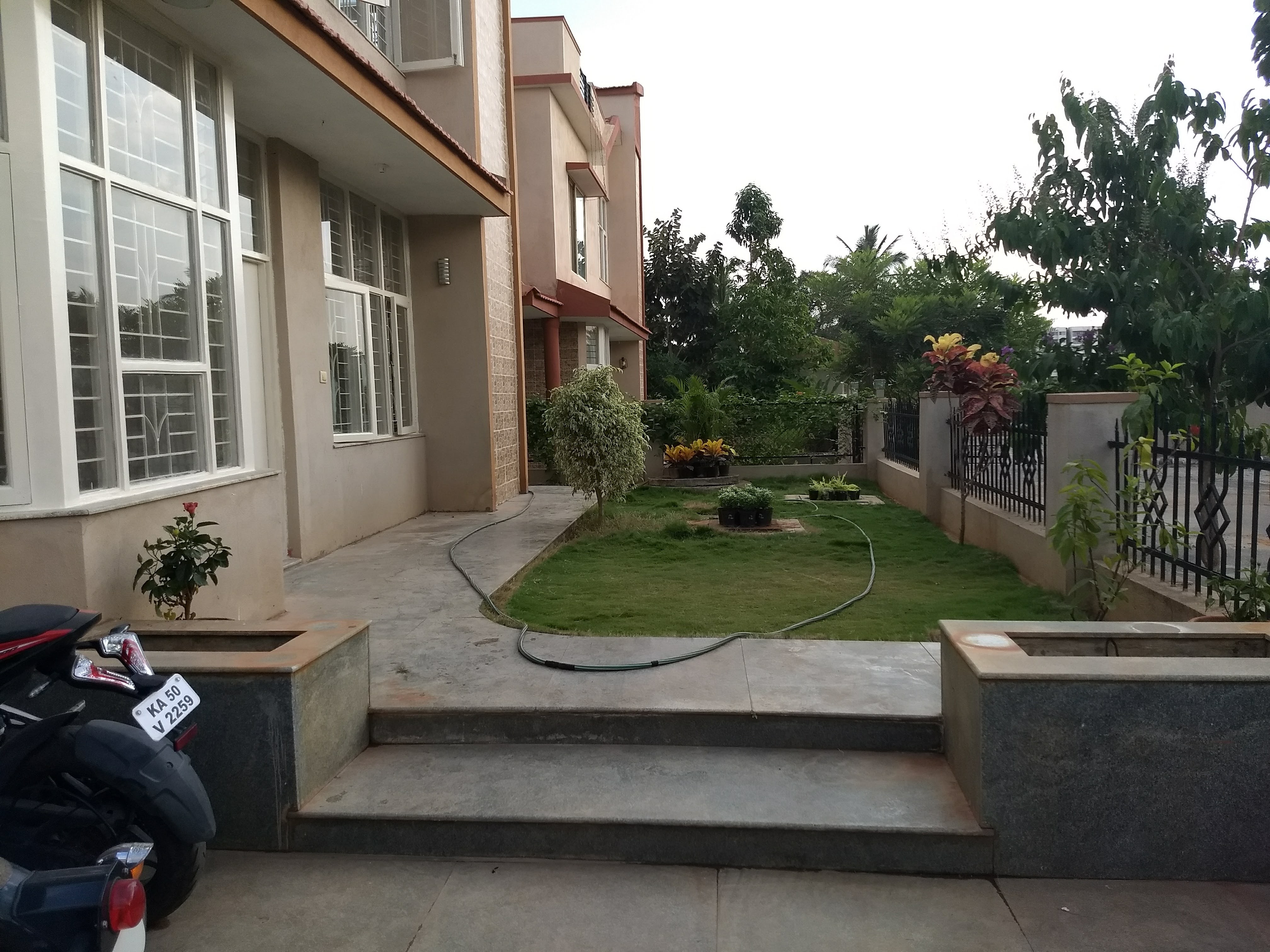 Vasant Vihar AWHO 𝗕𝗢𝗢𝗞 Bangalore Villa