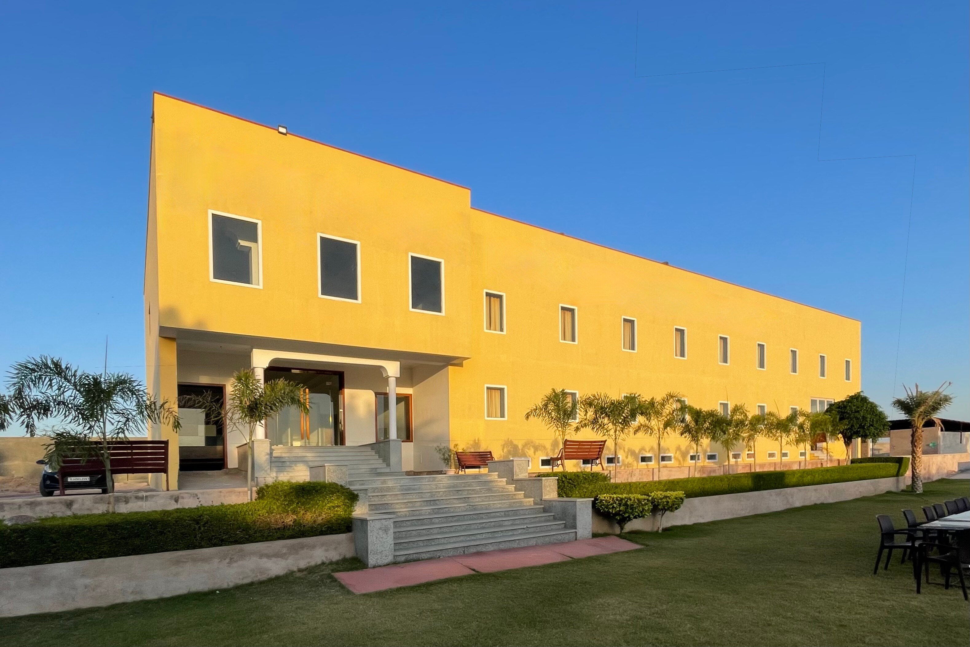 Mannat Resort 𝗕𝗢𝗢𝗞 Bikaner Hotel