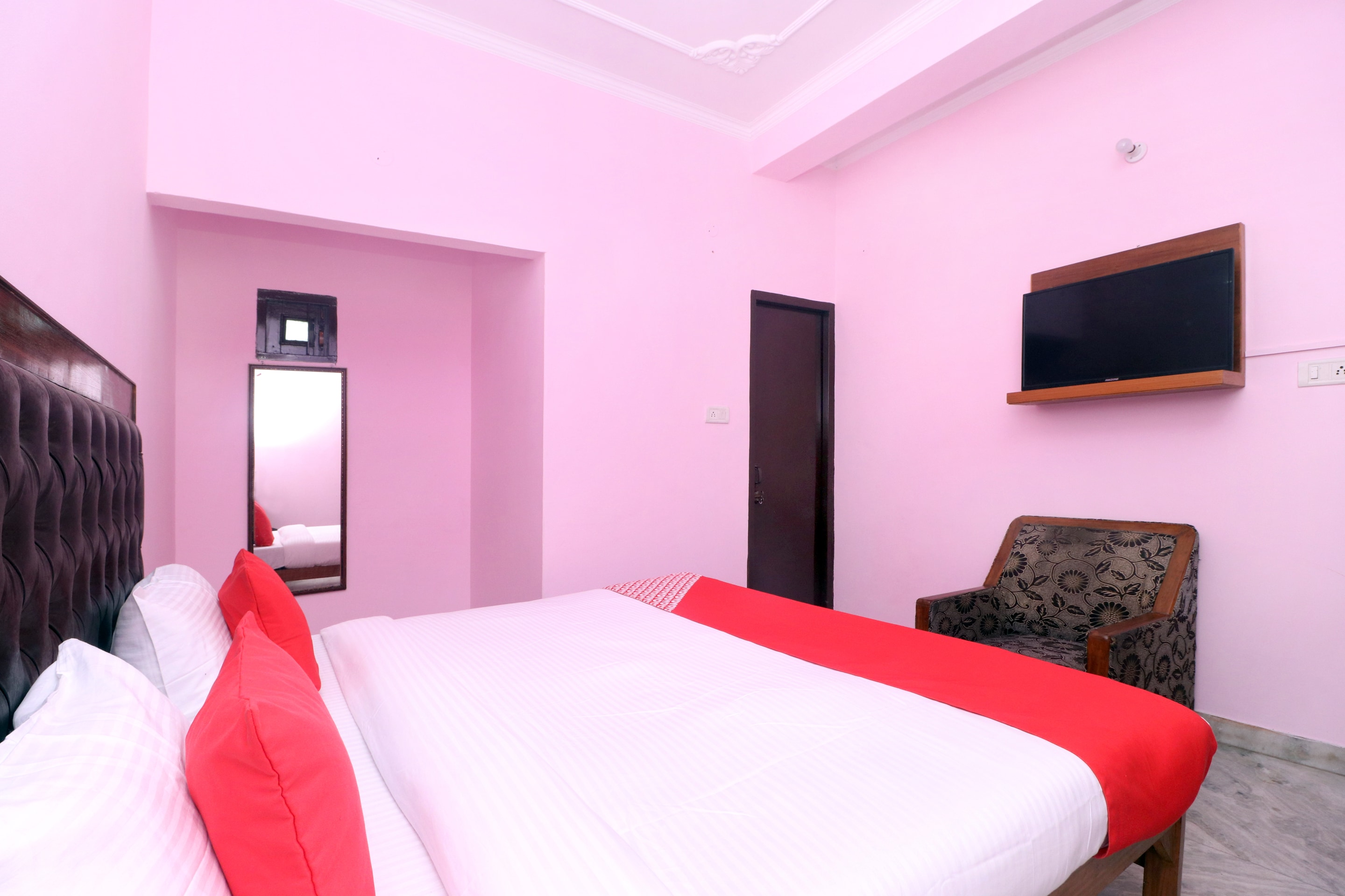 Hotel O Simran 𝗕𝗢𝗢𝗞 Chandigarh Hotel