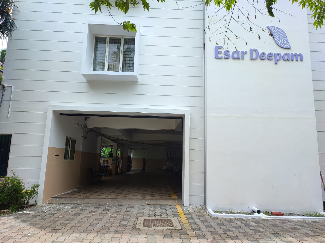 Esar Deepam 3BHK By Probity Ventures 𝗕𝗢𝗢𝗞 Thiruvananthapuram Apartment