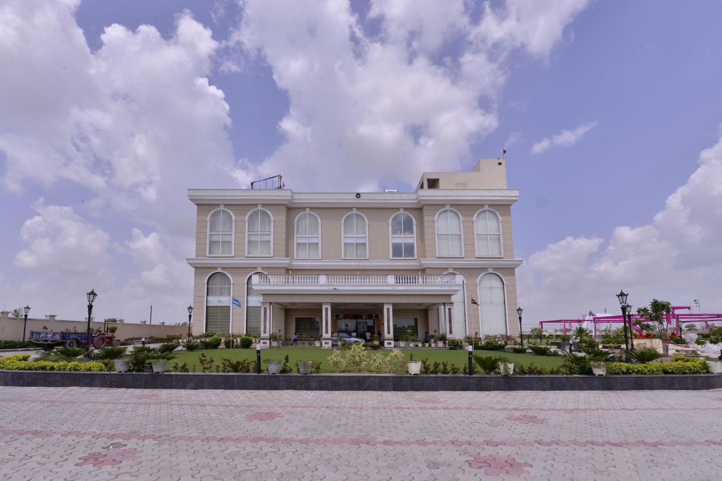 Best Western Imperio Hotel Hisar - Reviews, Photos & Offer