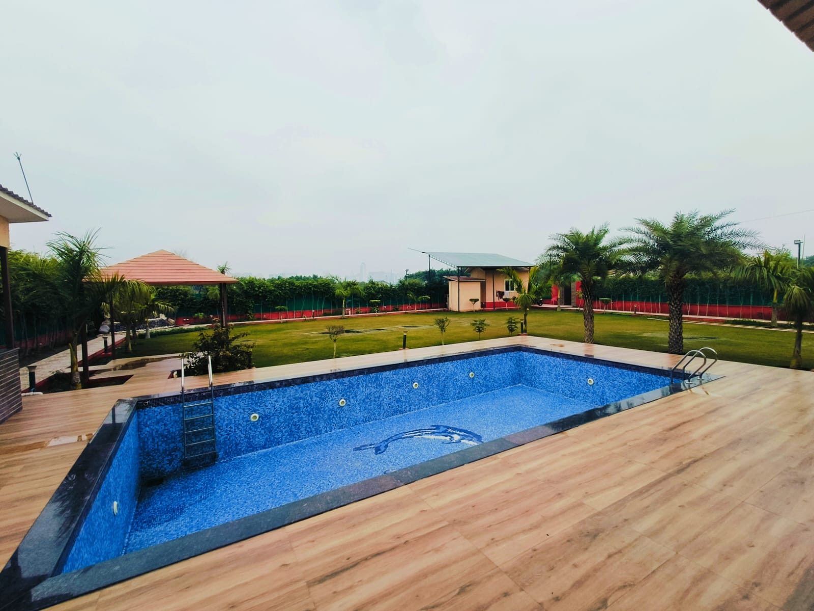 NF27 2bhk luxury farm house big pool party relax by instay 𝗕𝗢𝗢𝗞 Noida ...