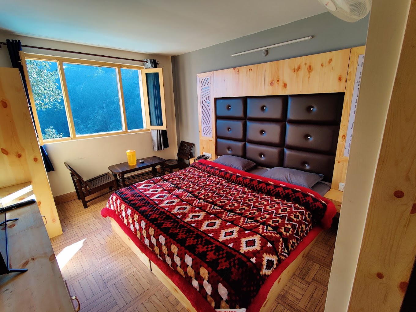 Broadview Boutique Stay 𝗕𝗢𝗢𝗞 Mussoorie BnB