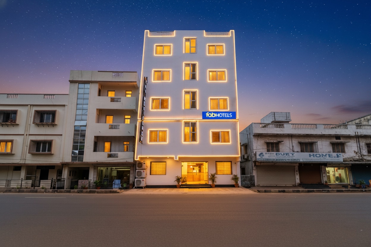 FabHotel Taj Residency 𝗕𝗢𝗢𝗞 Delhi Hotel