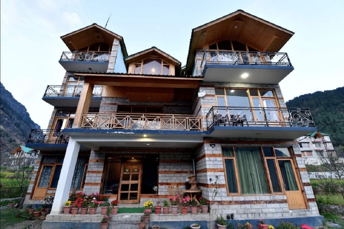 Blossom Cottage 𝗕𝗢𝗢𝗞 Manali Cottage