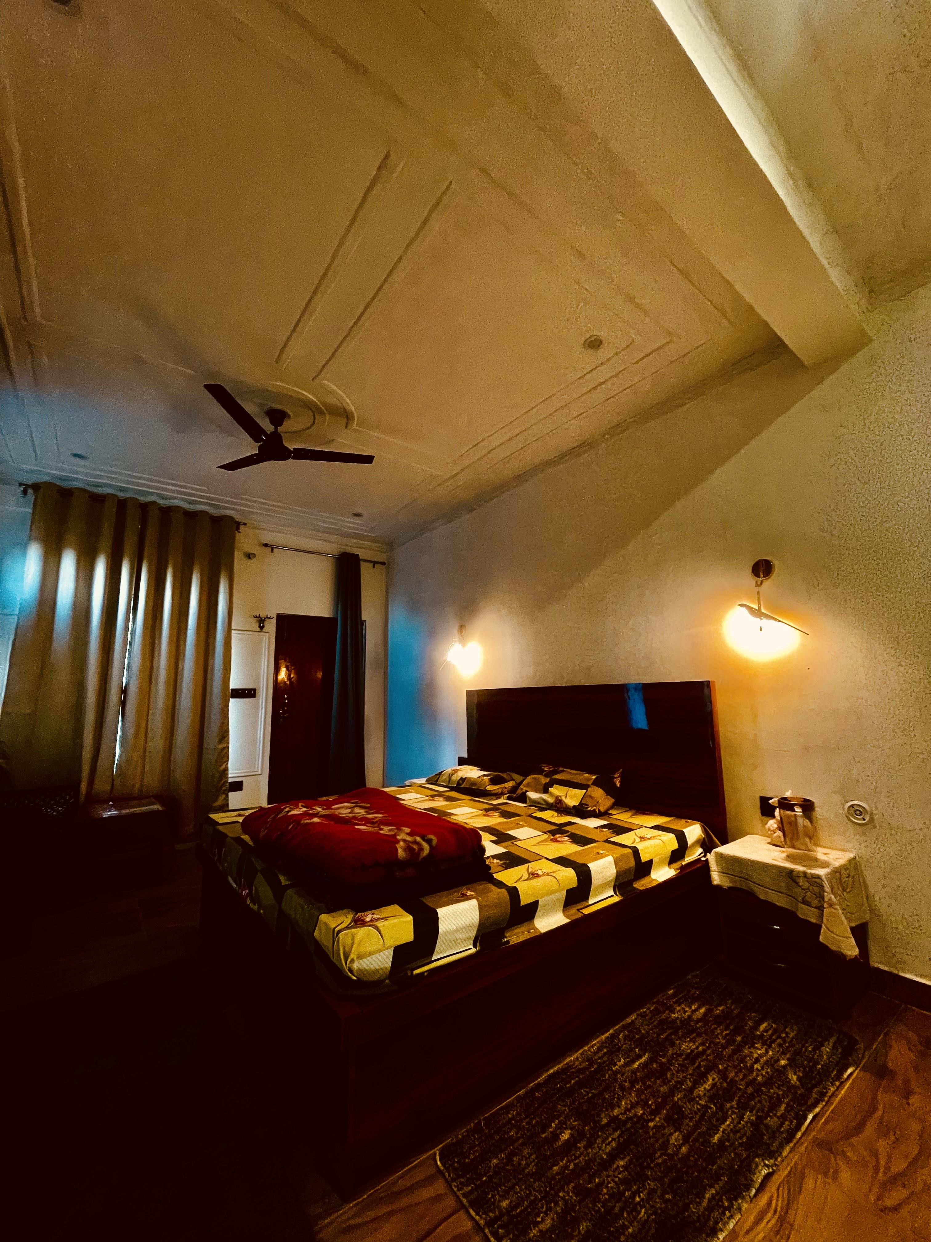 Rooms of Pahadi Vibes - Homestay in Nainital