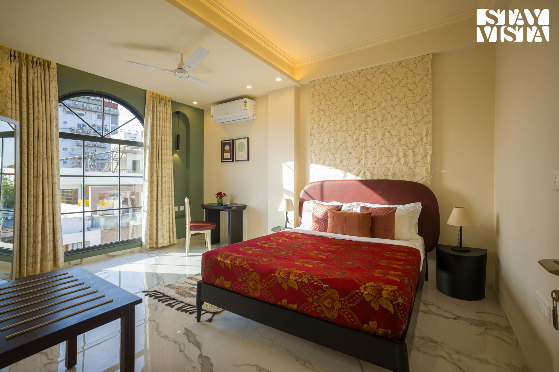 StayVista at Vibrant @ Sabora Green 𝗕𝗢𝗢𝗞 Jaipur Apartment