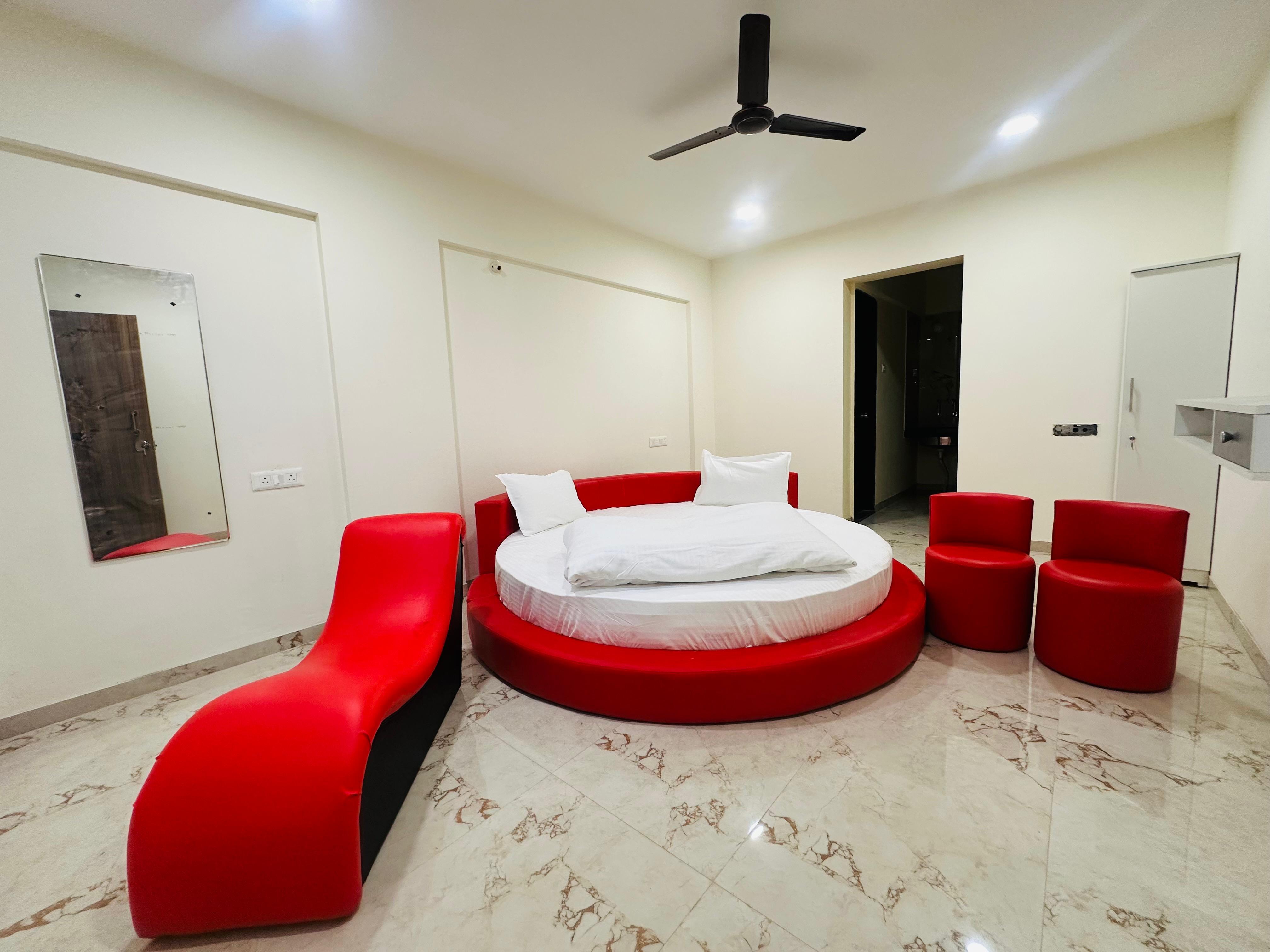 Hotel Wow Inn 𝗕𝗢𝗢𝗞 Pune Hotel