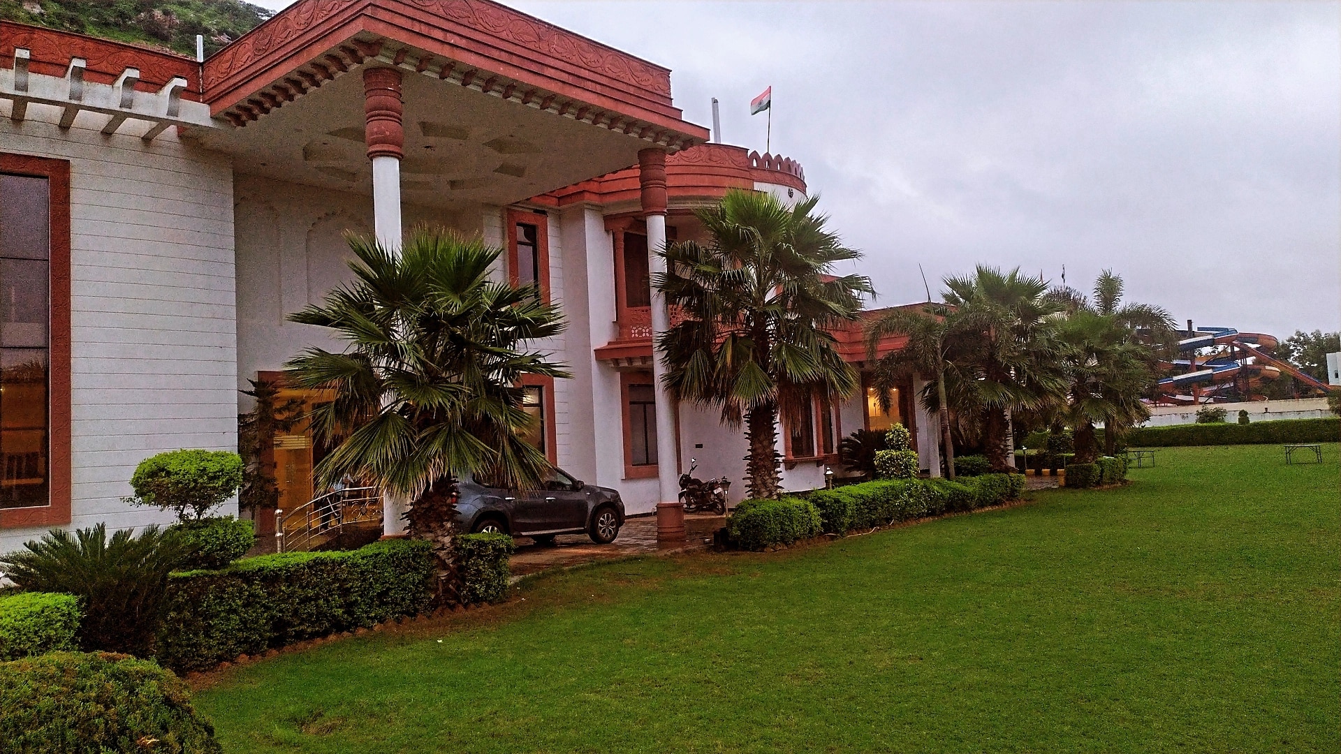 Royal krishna Resort 𝗕𝗢𝗢𝗞 Alwar Villa