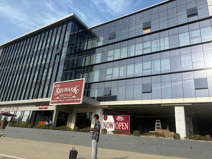 Hotel Shubham Prestige Kandlakoya 𝗕𝗢𝗢𝗞 Hyderabad Hotel