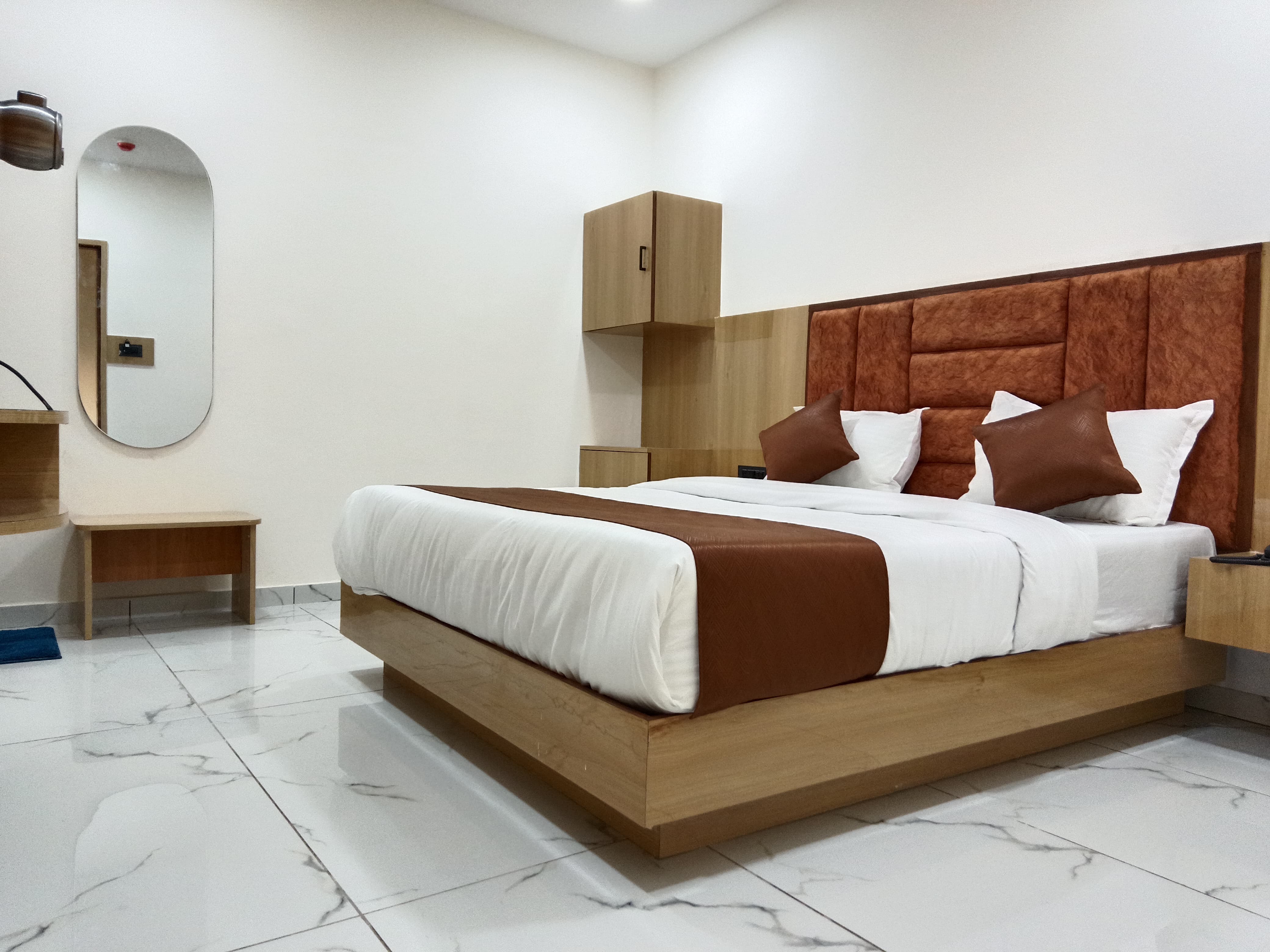 Hotel Stay Zone 𝗕𝗢𝗢𝗞 Ahmedabad Hotel