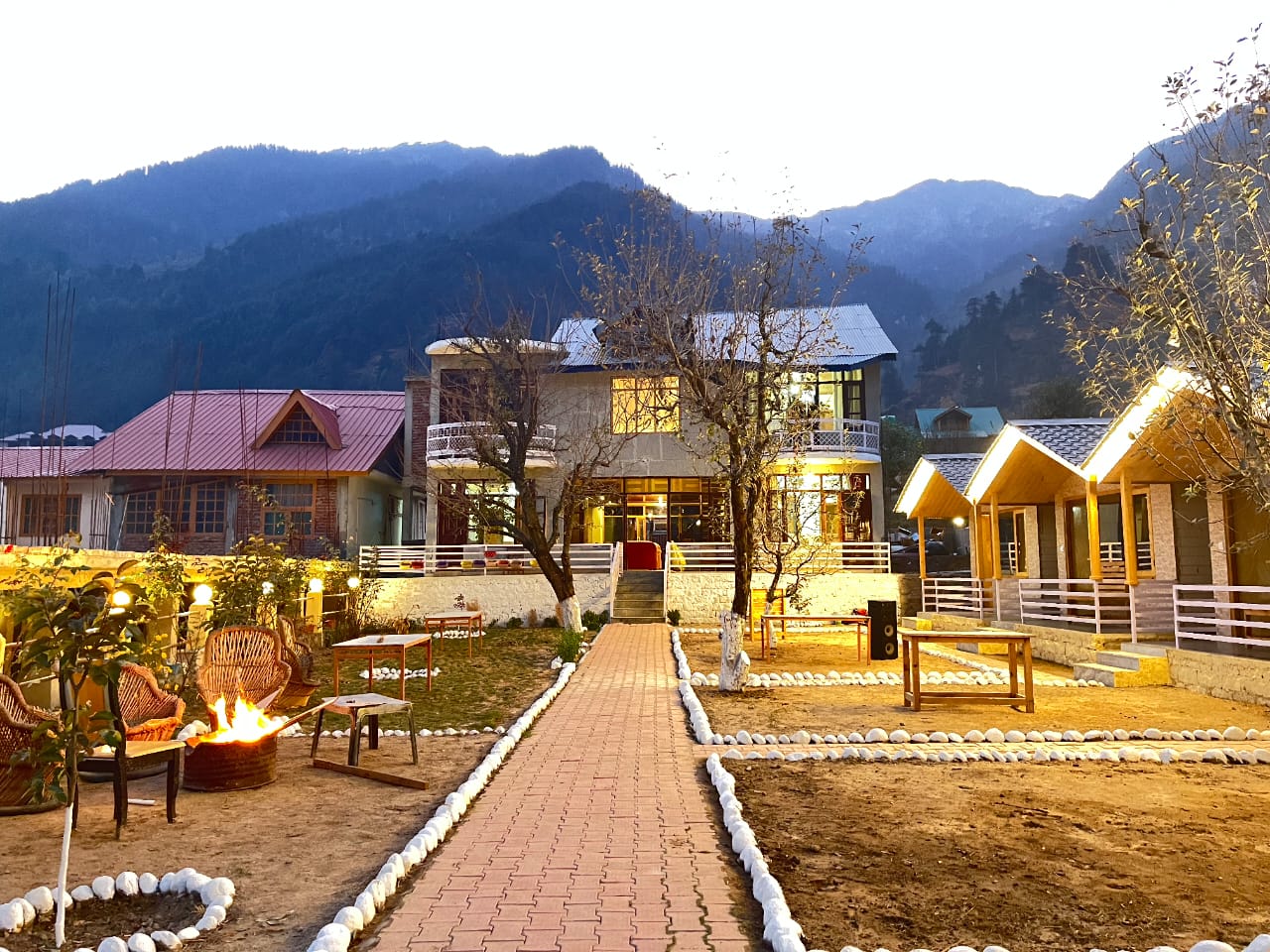 AP Cottages & Huts 𝗕𝗢𝗢𝗞 Manali Cottage