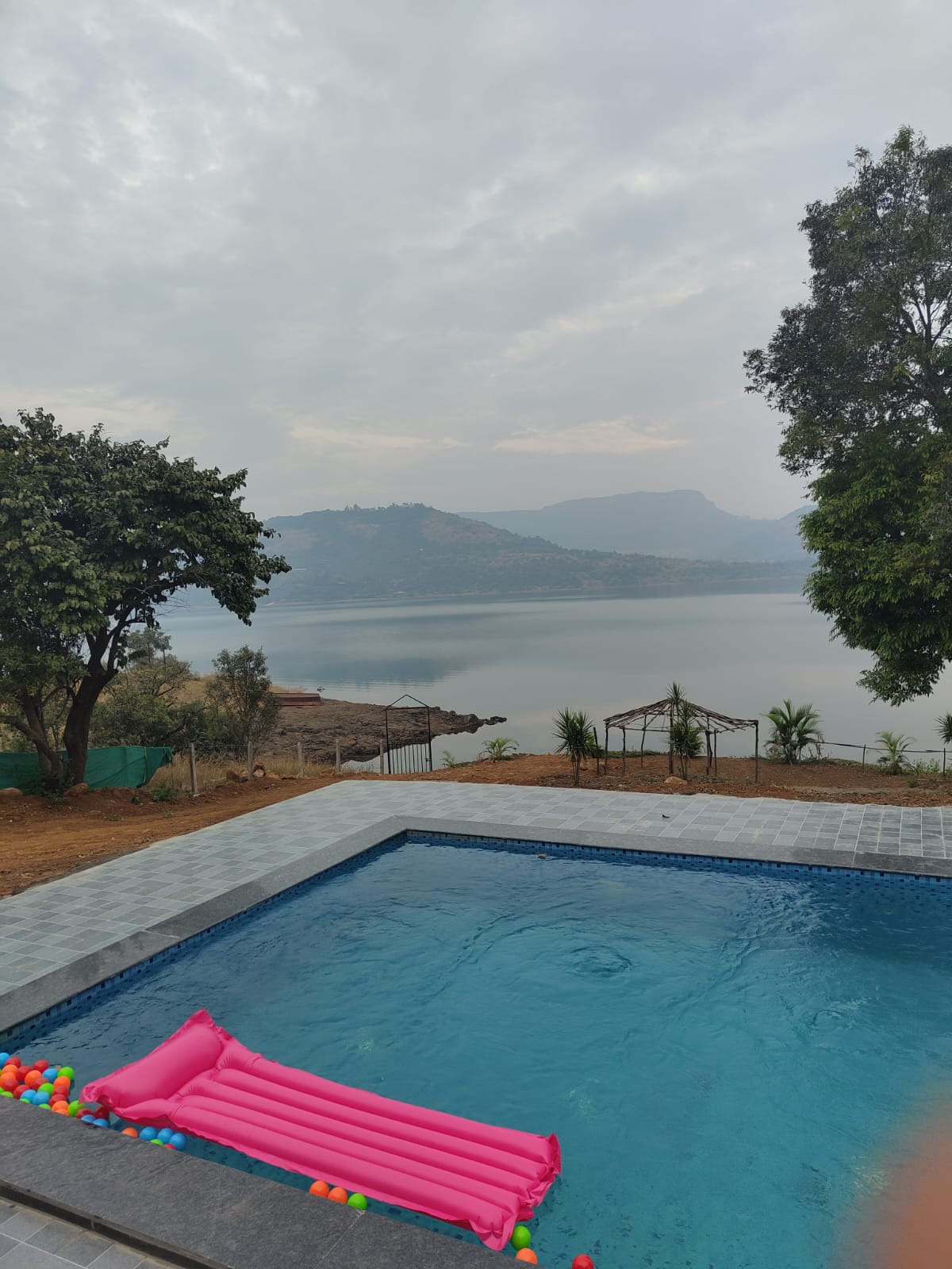 The Lake Vibe 3BHK with Pvt Pool 𝗕𝗢𝗢𝗞 Lonavala Villa