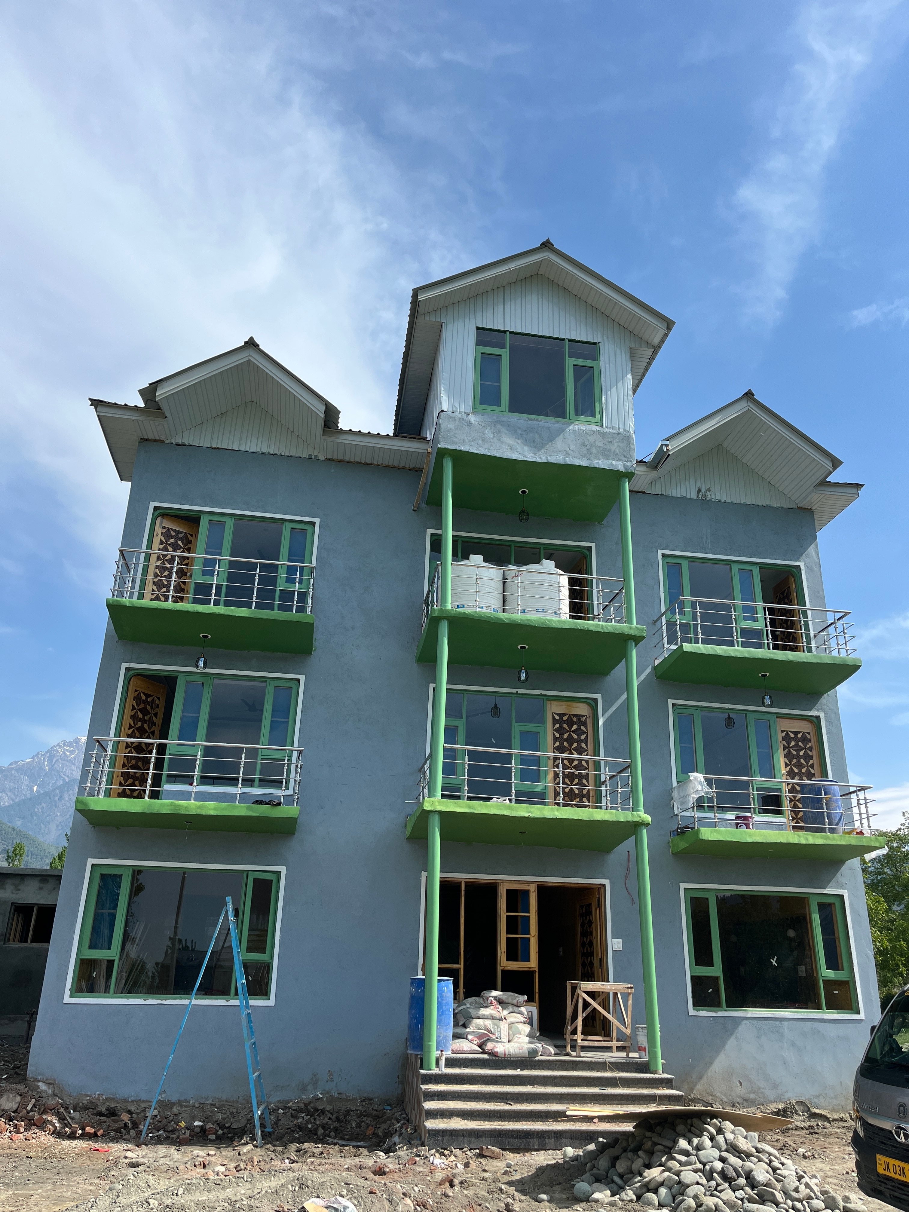 The Gala Retreat Pahalgam Apartment Pahalgam - Reviews, Photos & Offer