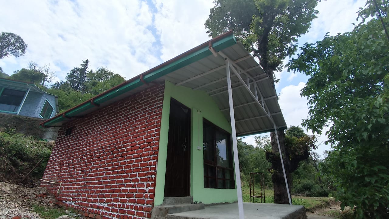 The Jugran Homestay 𝗕𝗢𝗢𝗞 Mussoorie Homestay