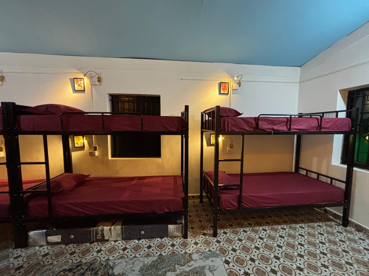 Hungama Hostel 𝗕𝗢𝗢𝗞 Goa Hostel