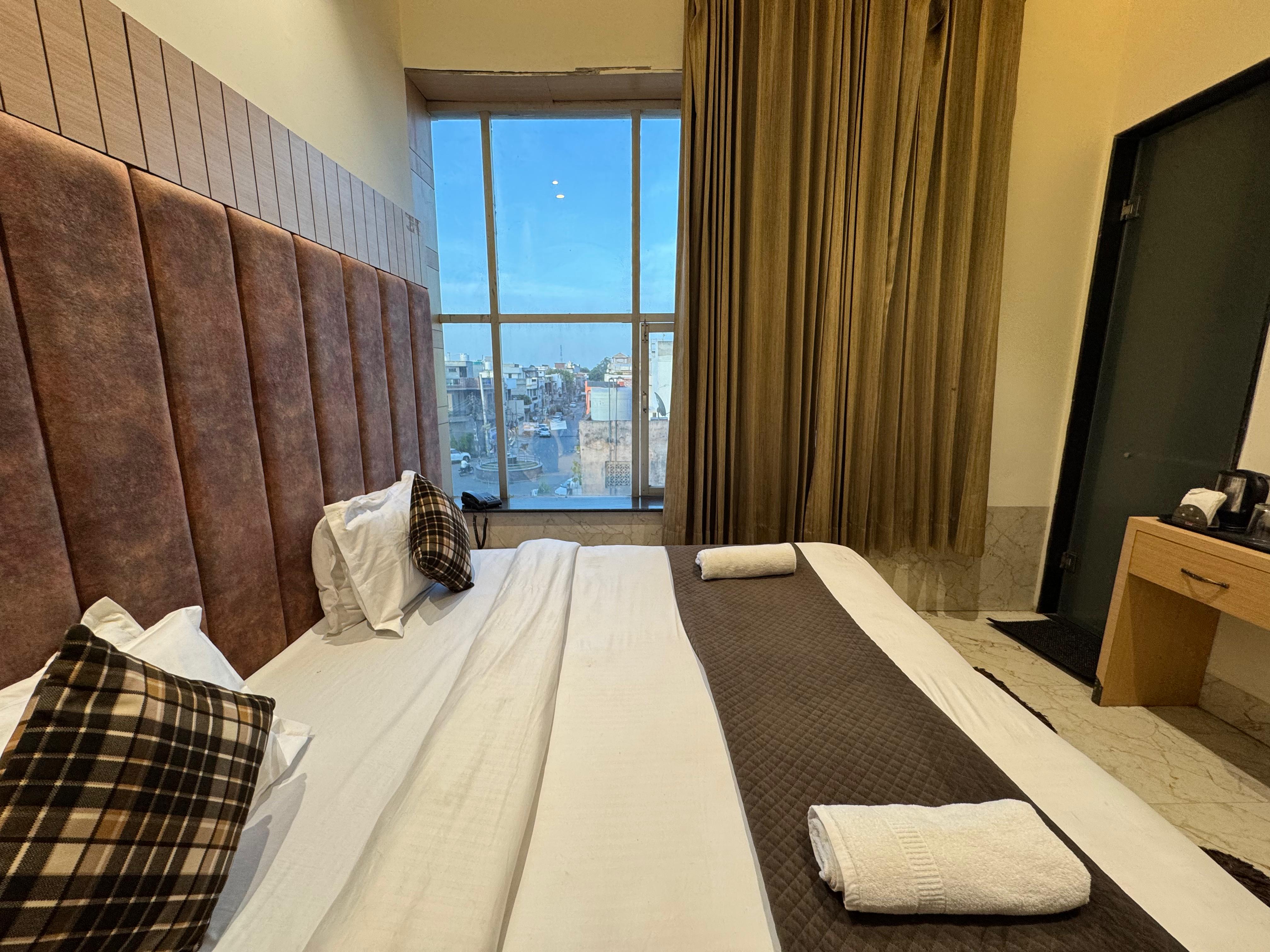 Sehdev Residency A Boutique Hotel. अमृतसर होटल डील, रिव्यु, फोटो और ऑफर