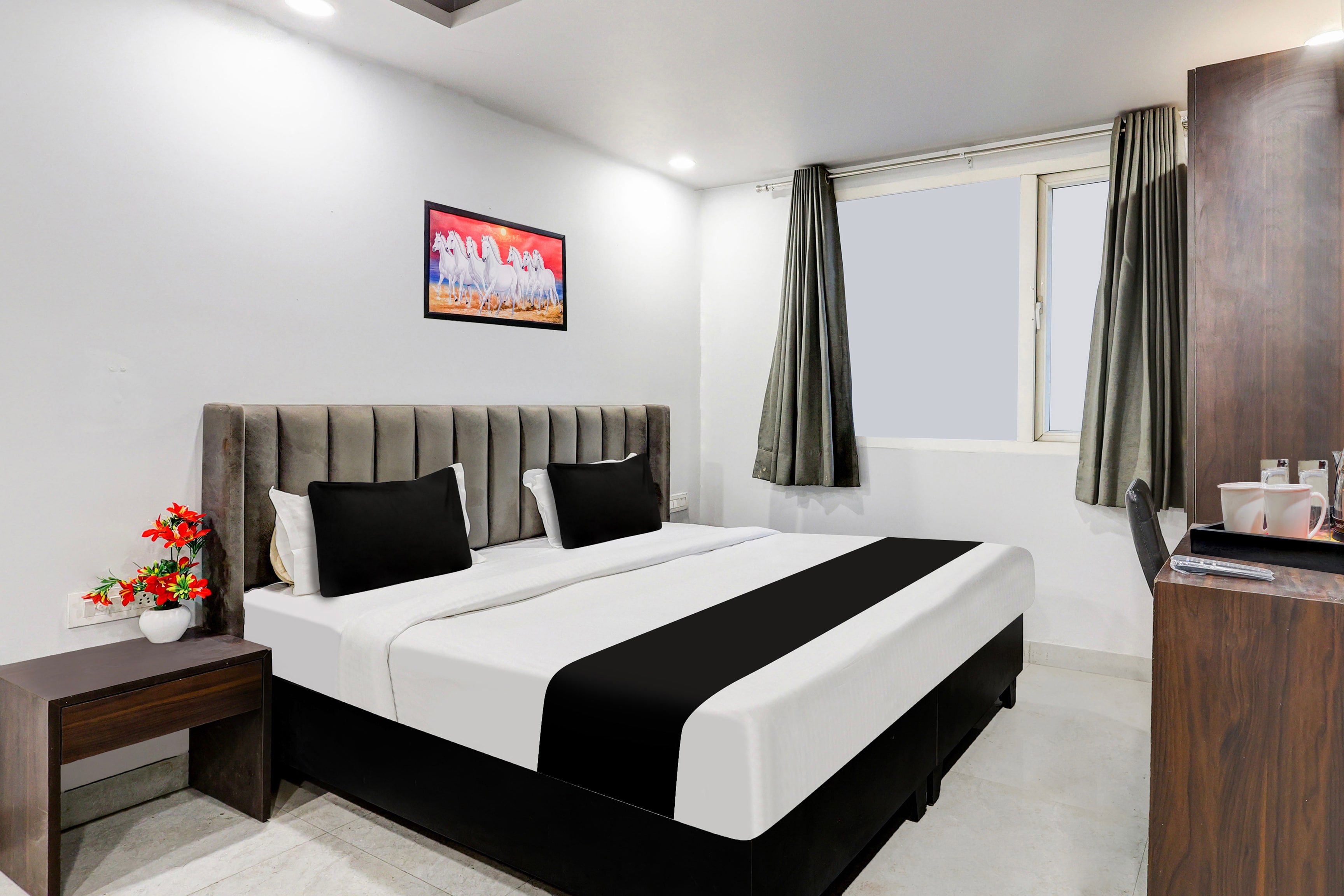 Super Collection O Shalimar Bagh 𝗕𝗢𝗢𝗞 Delhi Hotel