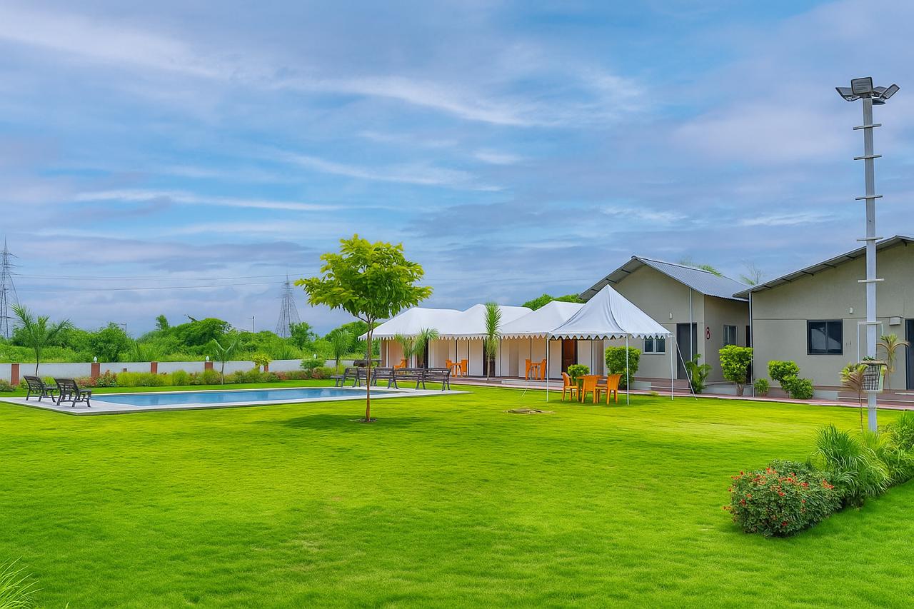 Rooms of Unity Sunrise Resort - Statue of Unity Kevadia - Luxury Camp ...