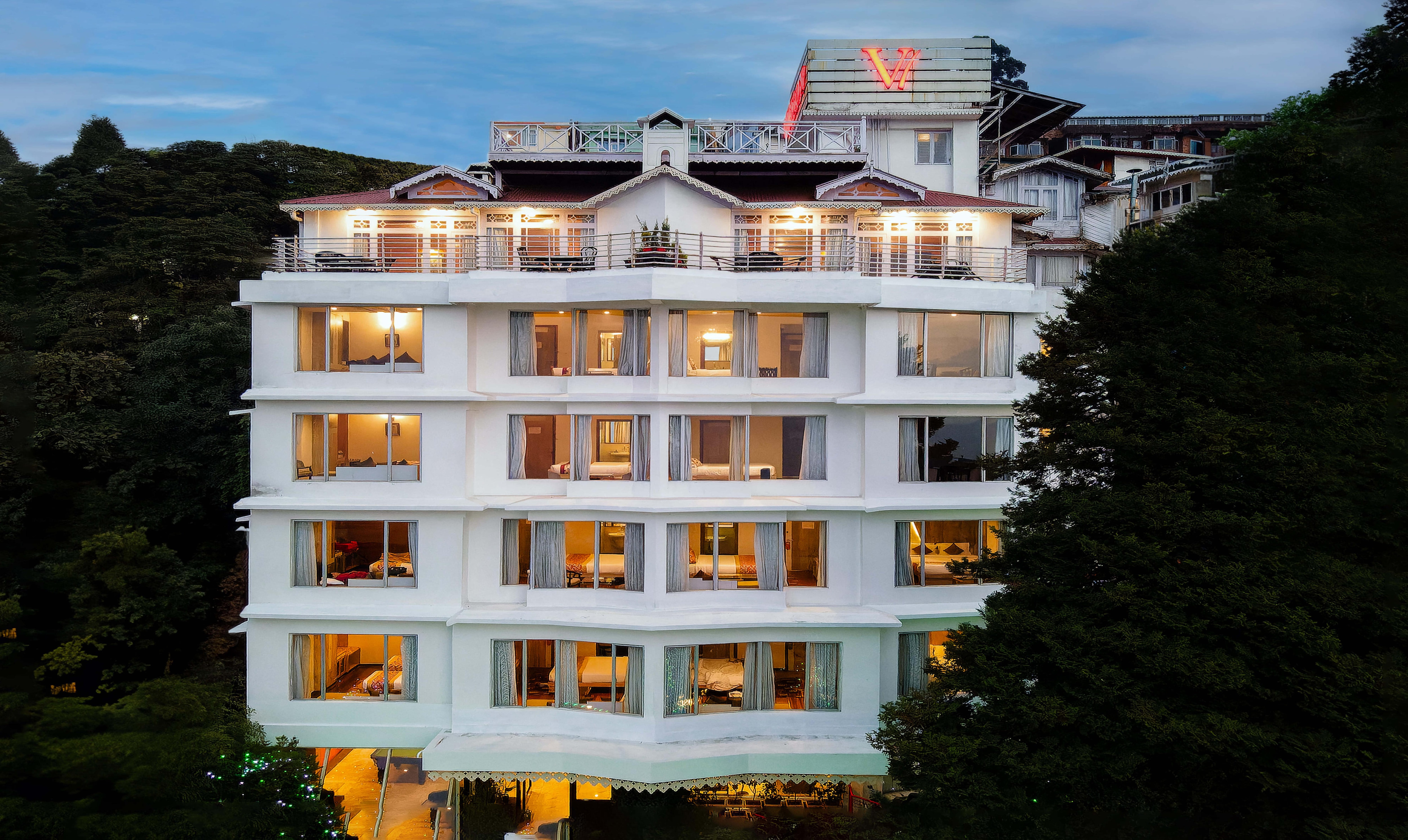 Viceroy Hotel 𝗕𝗢𝗢𝗞 Darjeeling Hotel